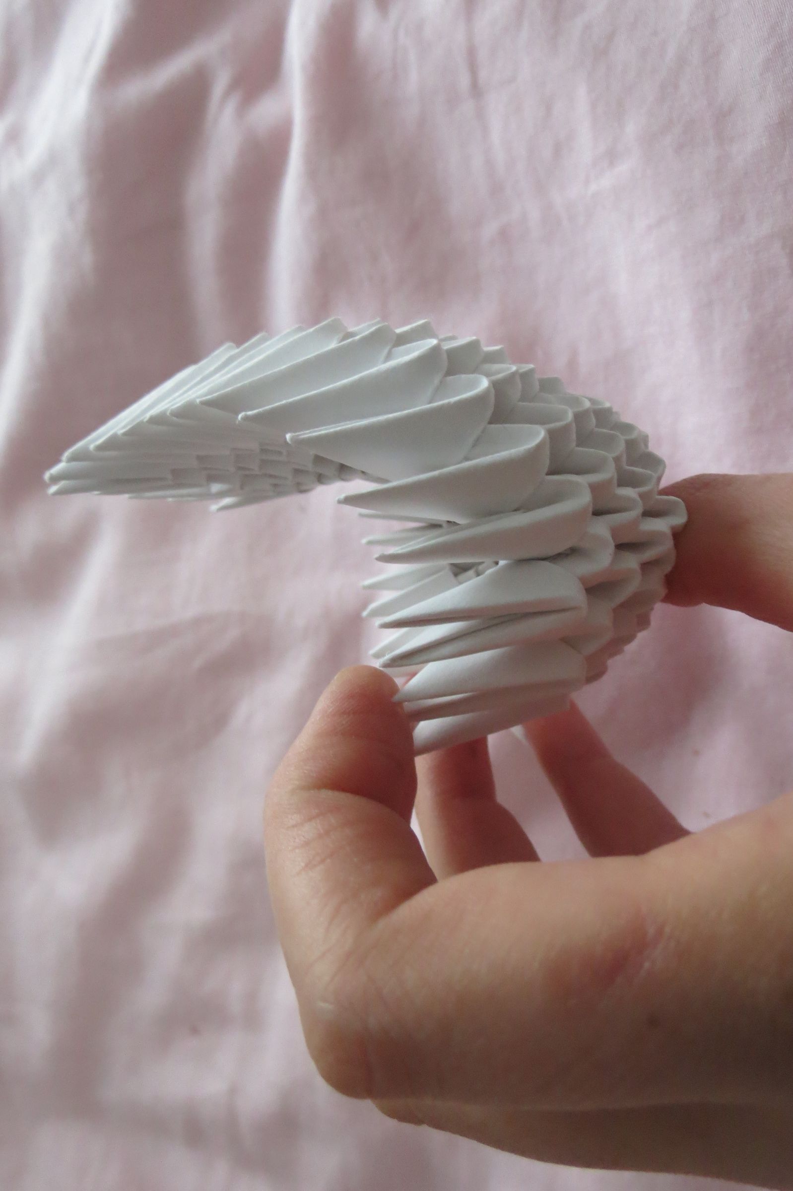 Modular Origami | Mini Winged Swan | 181 Pieces : 8 Steps (with ...