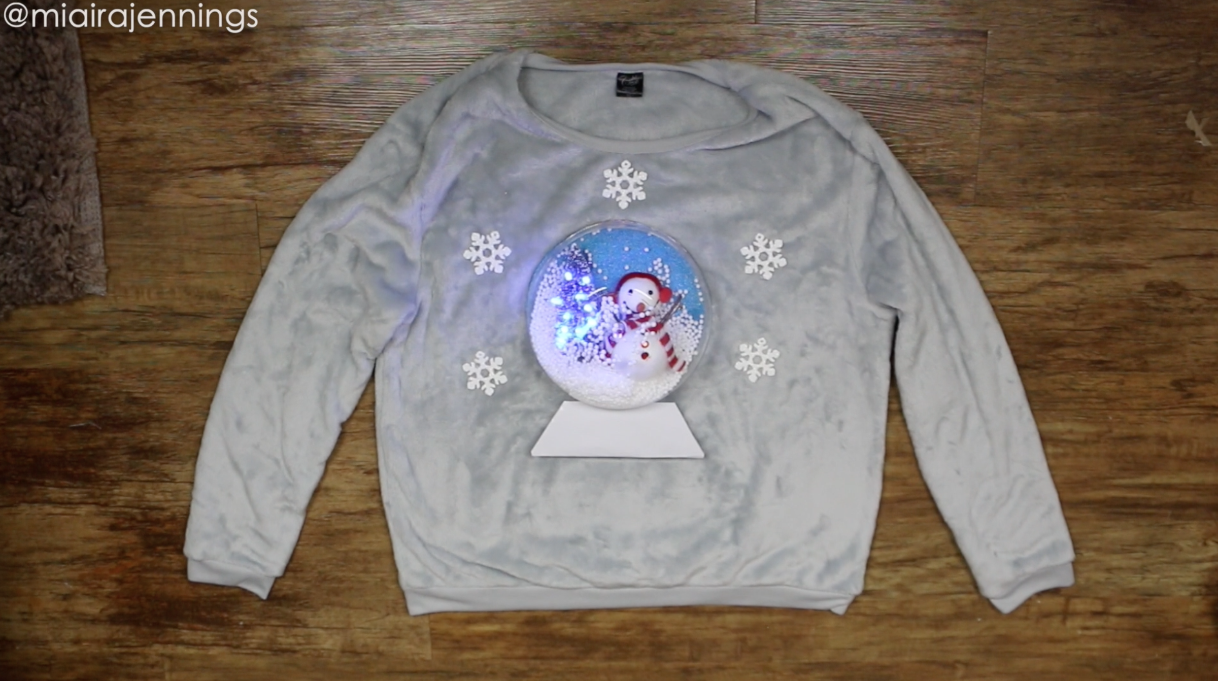 DIY 3D Light-Up Snow Globe Ugly Christmas Sweater : 13 Steps (with ...