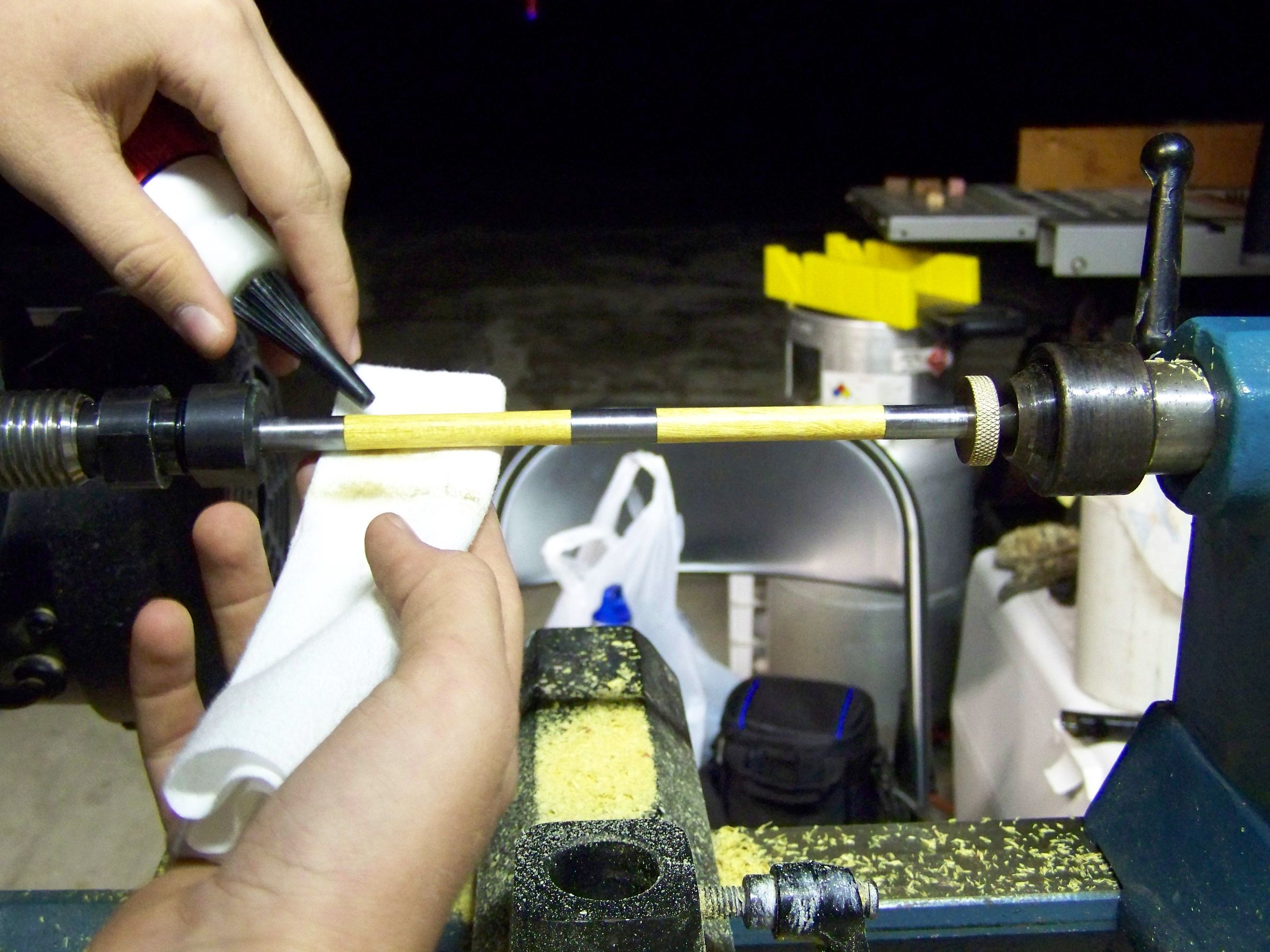 How to Turn a Wooden Pen on a Lathe : 11 Steps (with Pictures ...