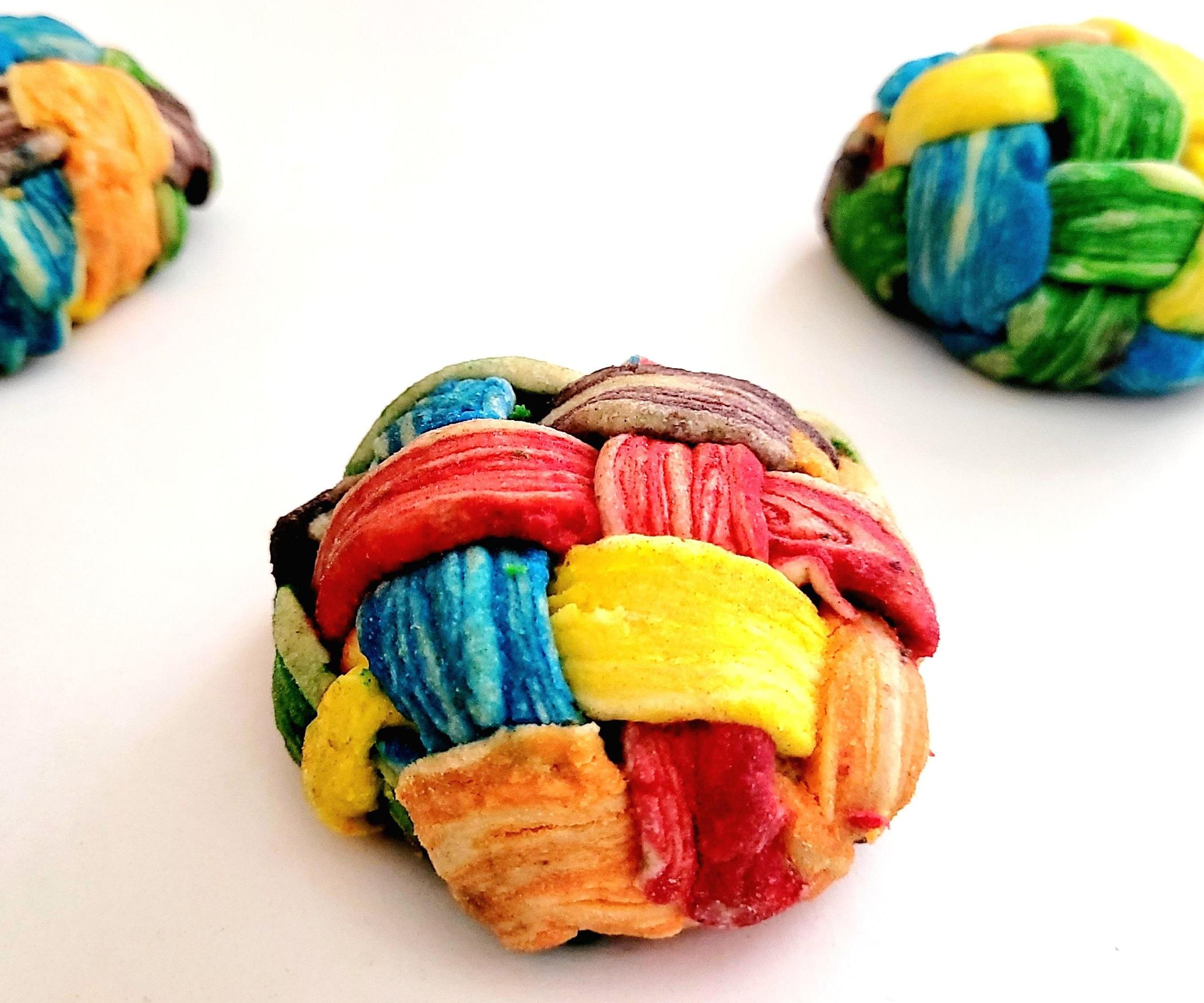Weaved Rainbow Mooncake Pastry : 16 Steps (with Pictures) - Instructables