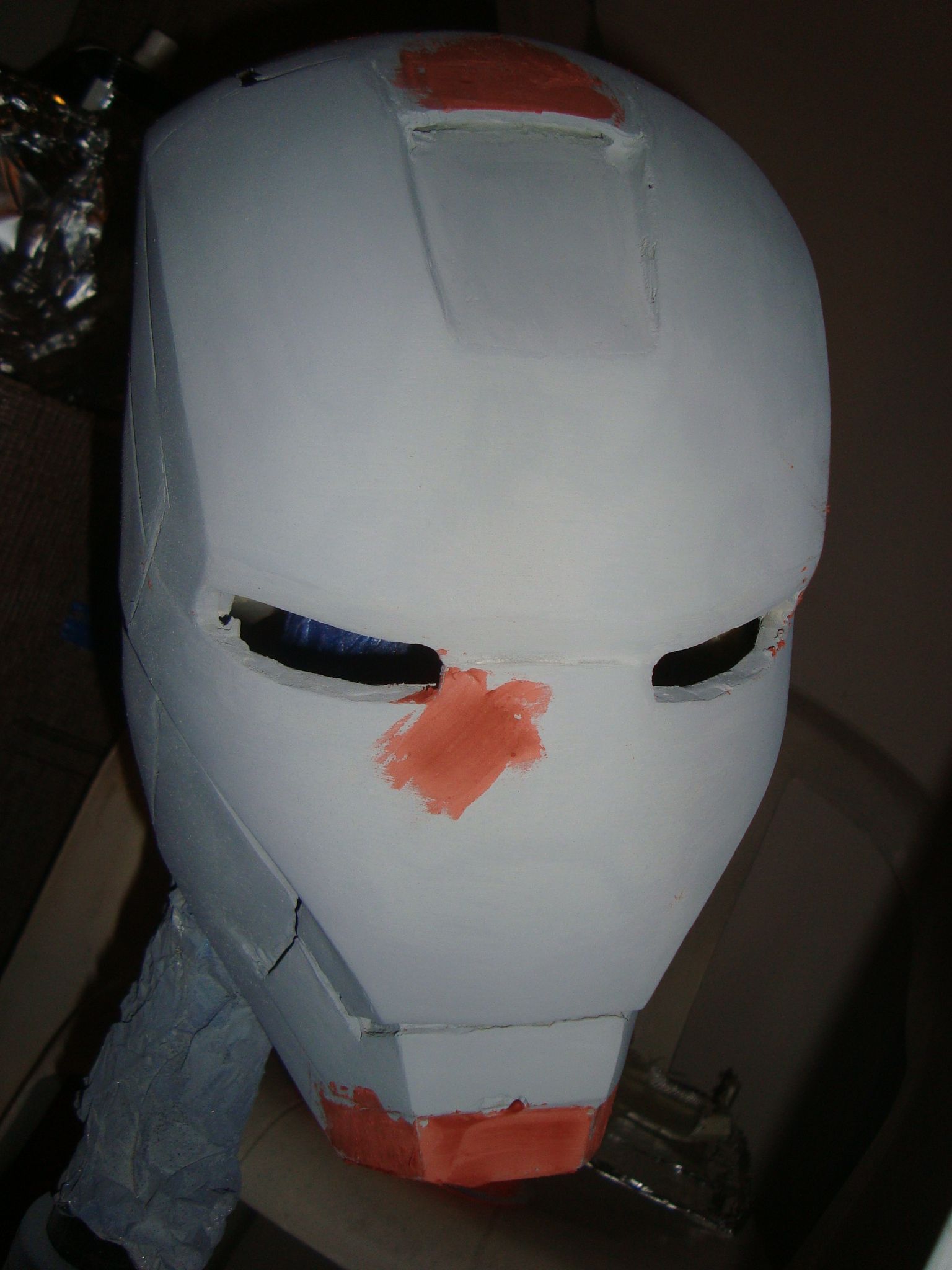Stealth Iron Man With Electronics and Servos : 9 Steps (with Pictures ...