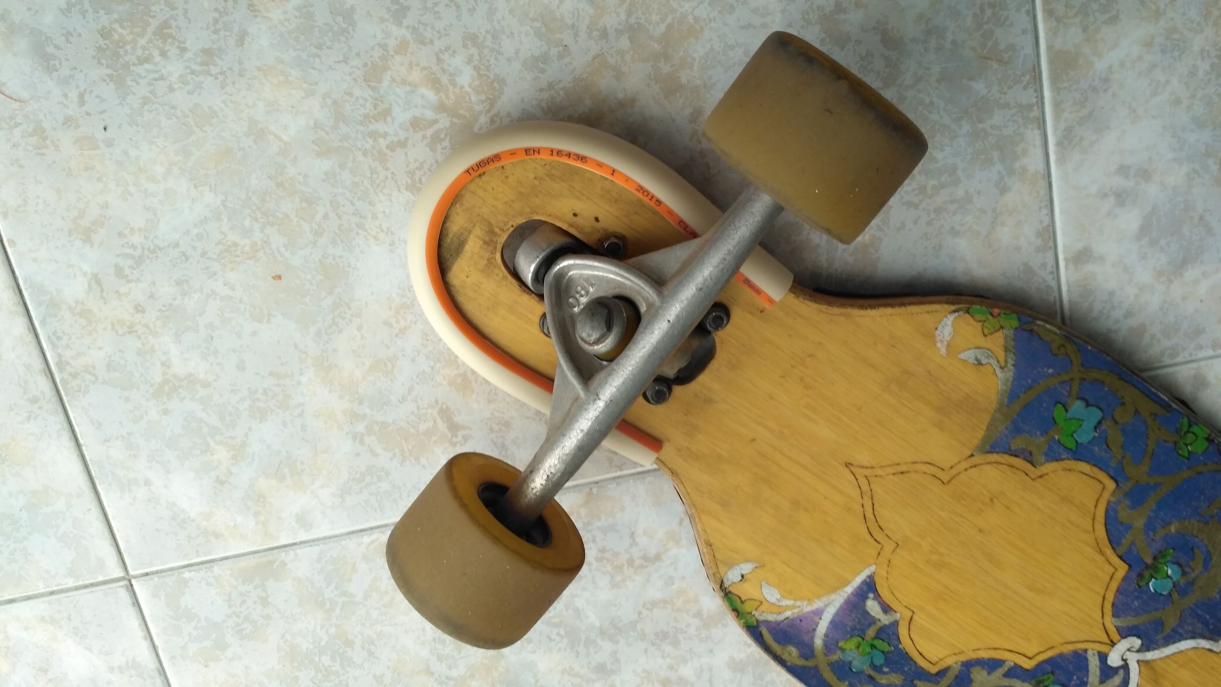 DIY Longboard Skate Nose Guard for Less Than €1,50 : 4 Steps (with ...