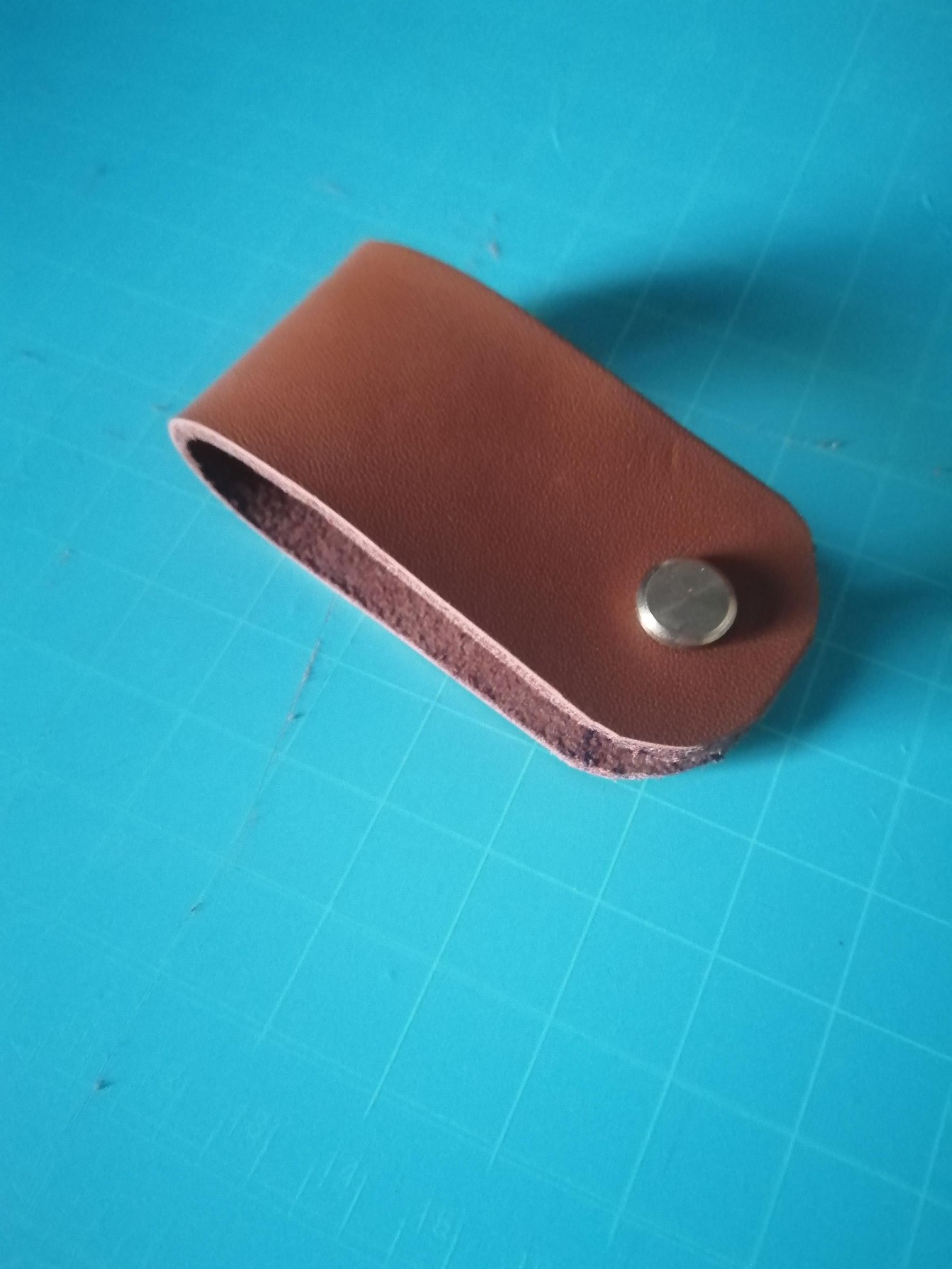 Swivel Leather Key Fob : 5 Steps (with Pictures) - Instructables