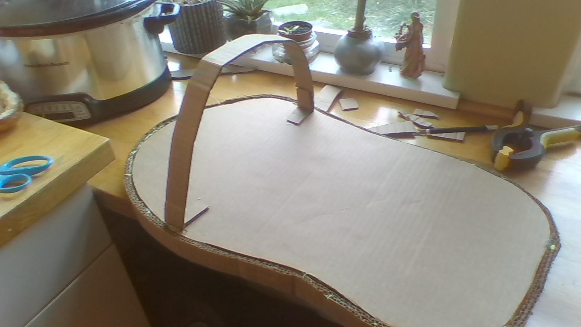 Cardboard Boots(big.) : 9 Steps - Instructables