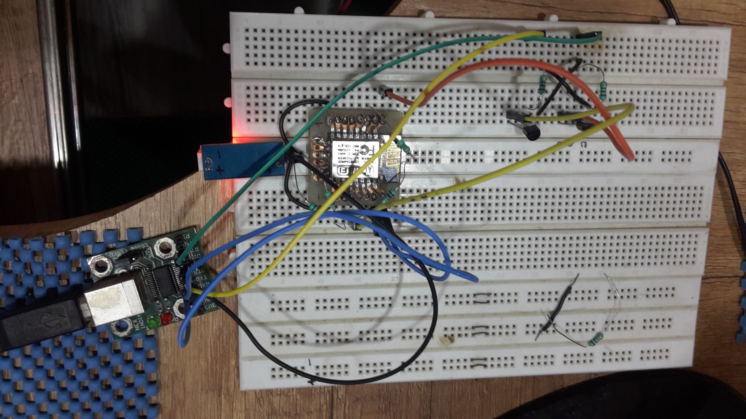 Desktop Controlled Workdesk Lights : 4 Steps - Instructables