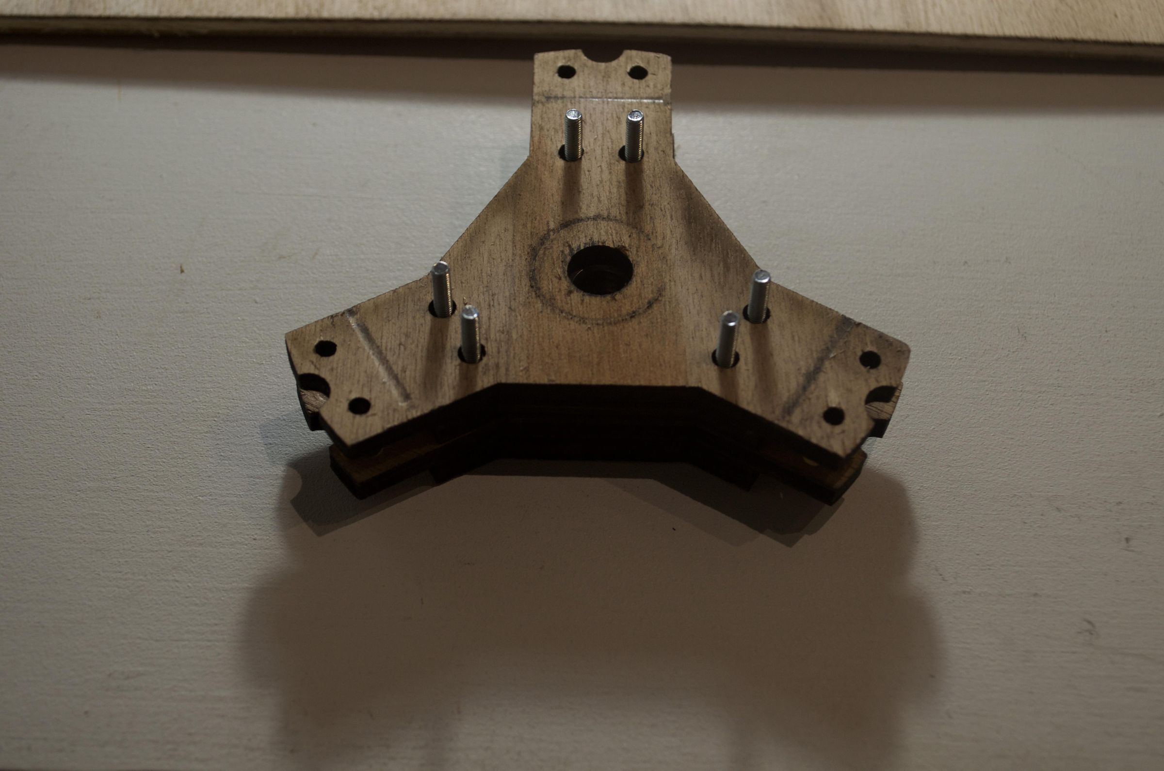 Tripod Multi-purpose & Low Tech : 14 Steps (with Pictures) - Instructables