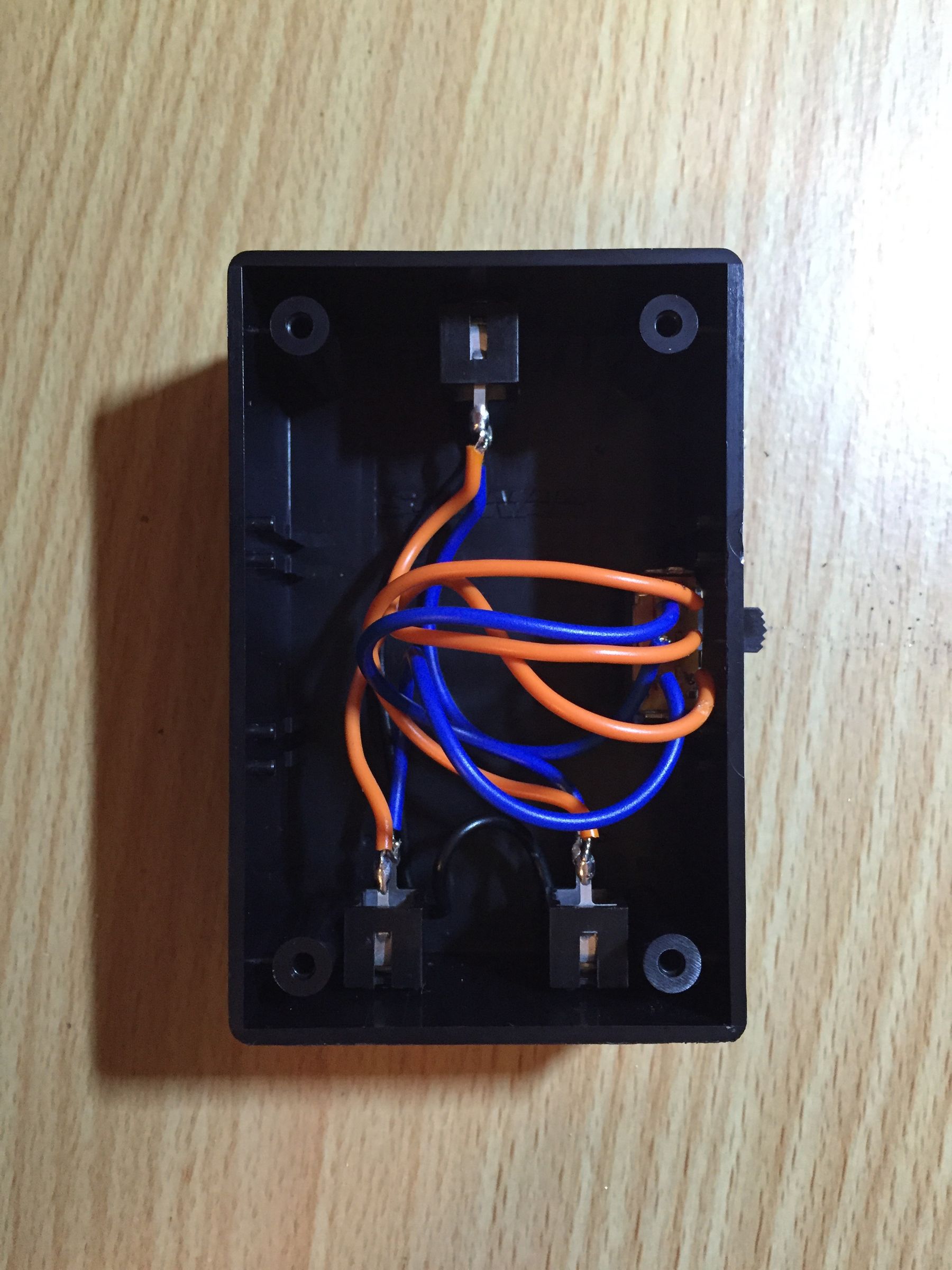 Dual Input Audio Switching Circuit : 6 Steps (with Pictures ...
