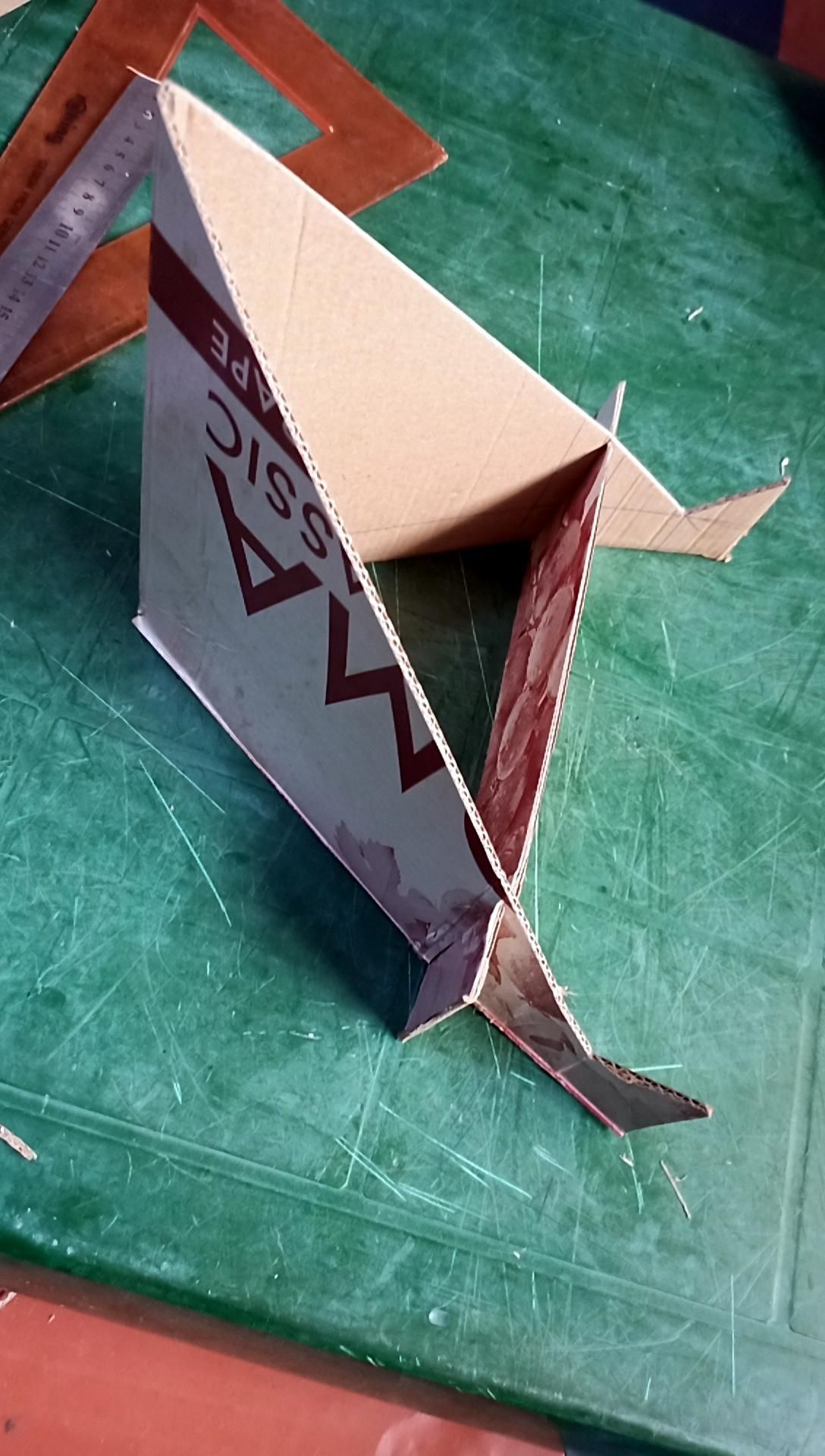 Cardboard Laptop Stand With Cooling Fan : 7 Steps - Instructables