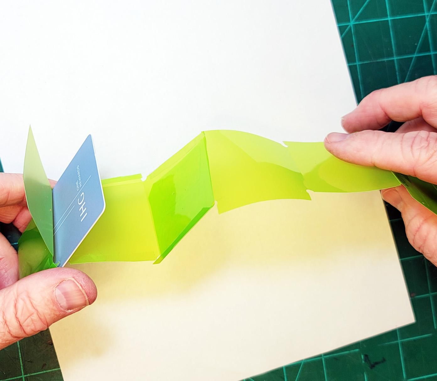 Improved Pelican G5 Wallet Card Index Mod : 4 Steps - Instructables