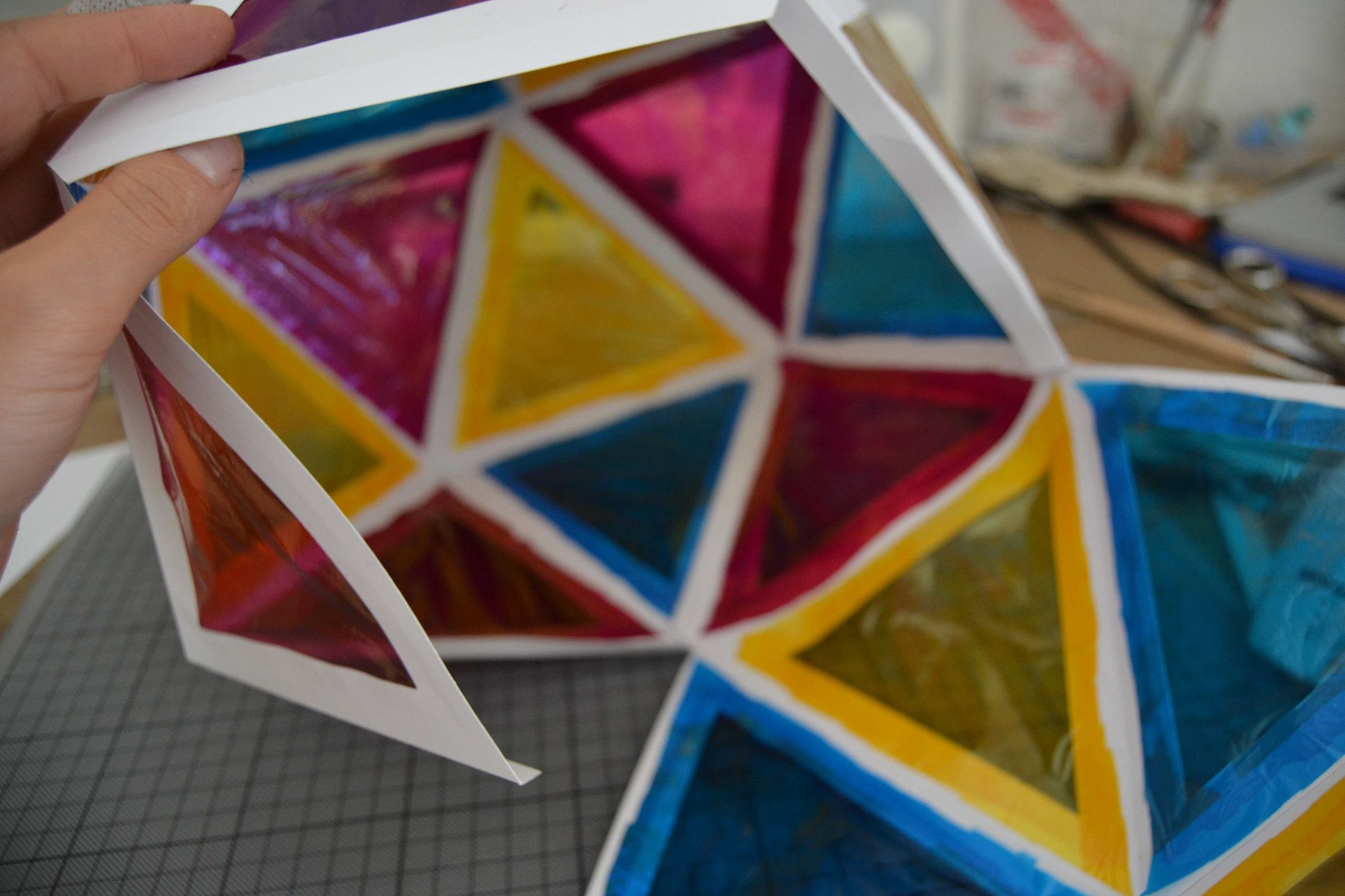 CMY Paper Platonic Solids : 7 Steps (with Pictures) - Instructables