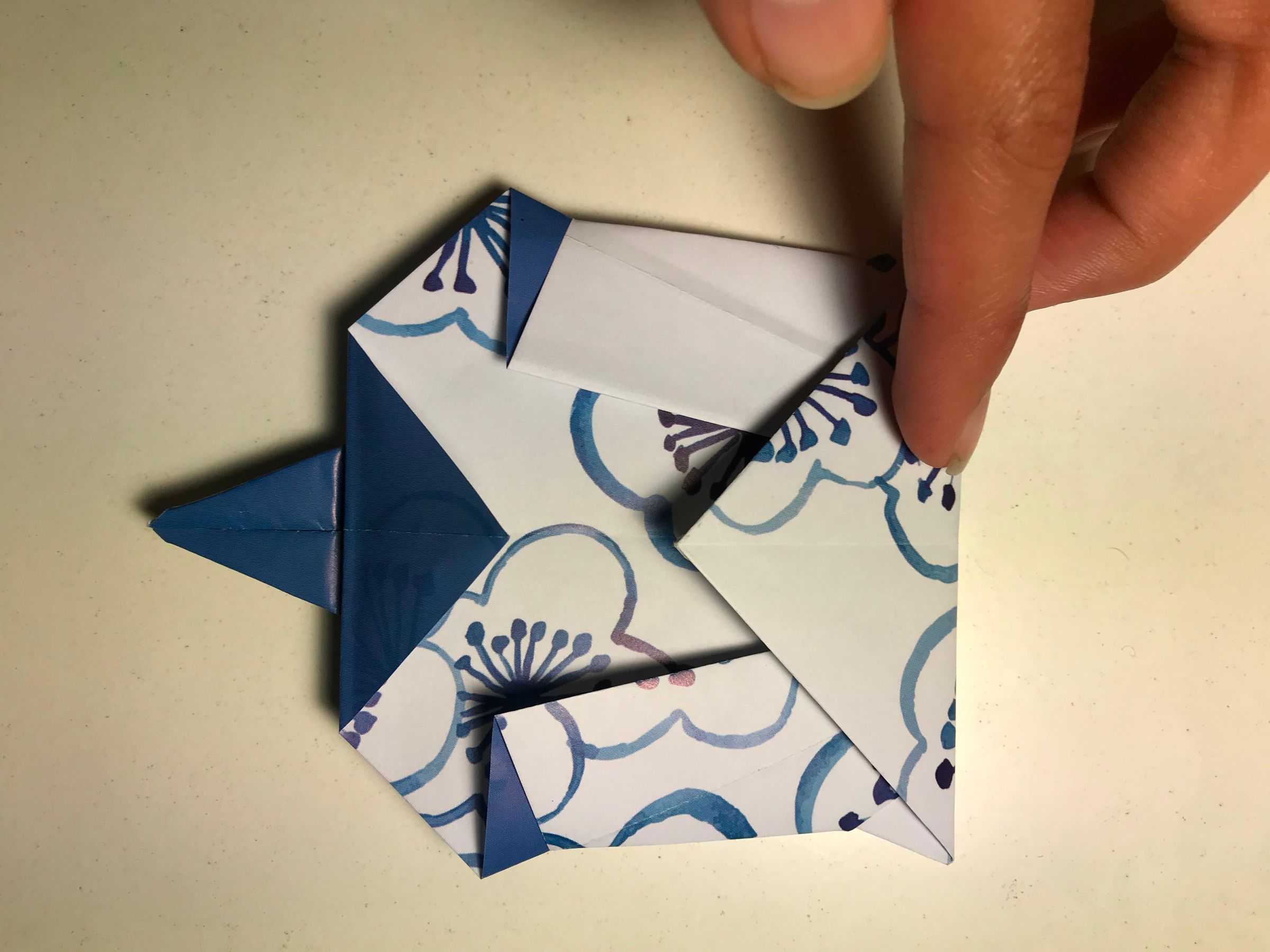 Origami Owl Bookmark : 13 Steps - Instructables