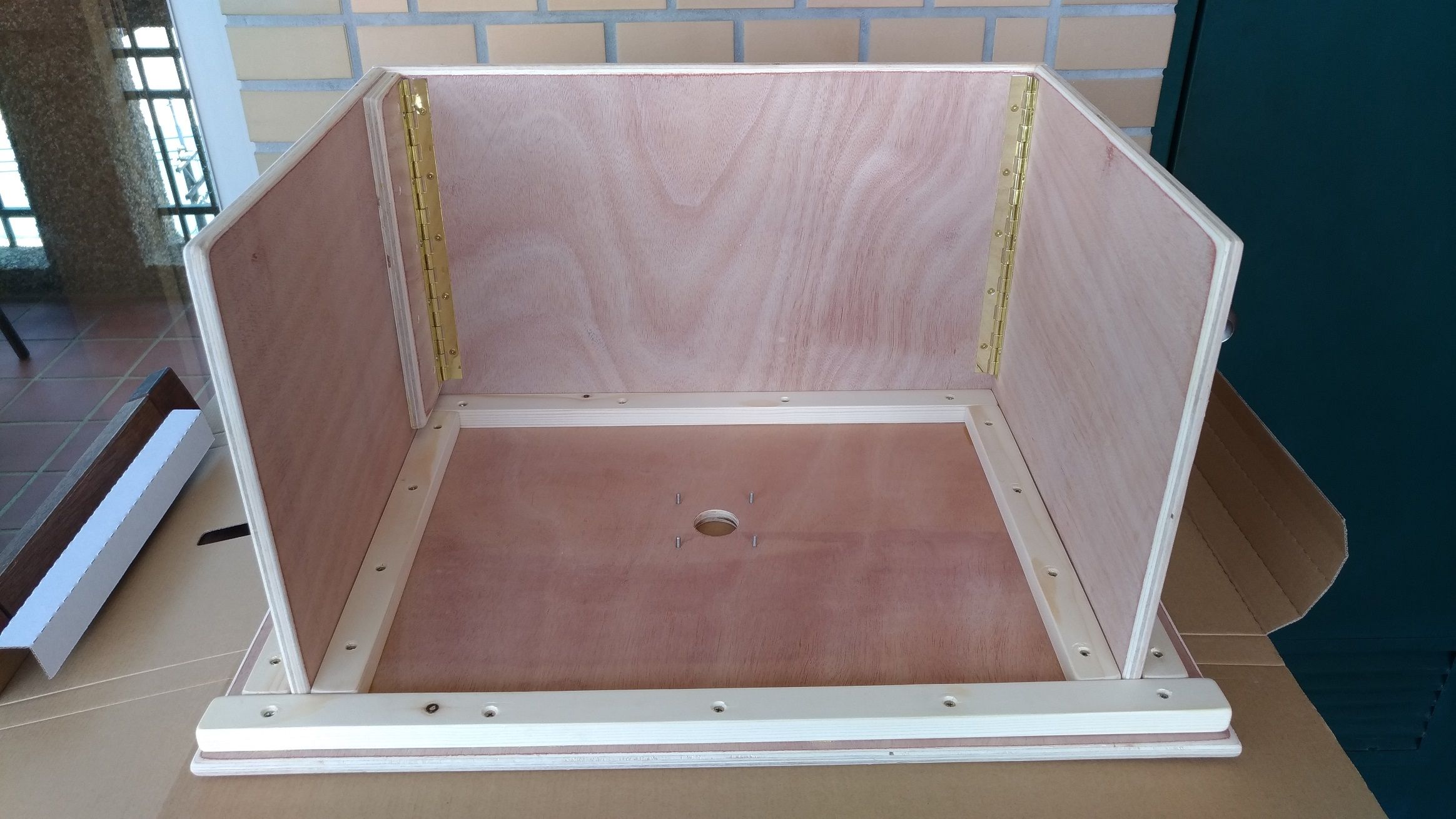 Folding Plywood Router Table : 5 Steps (with Pictures) - Instructables