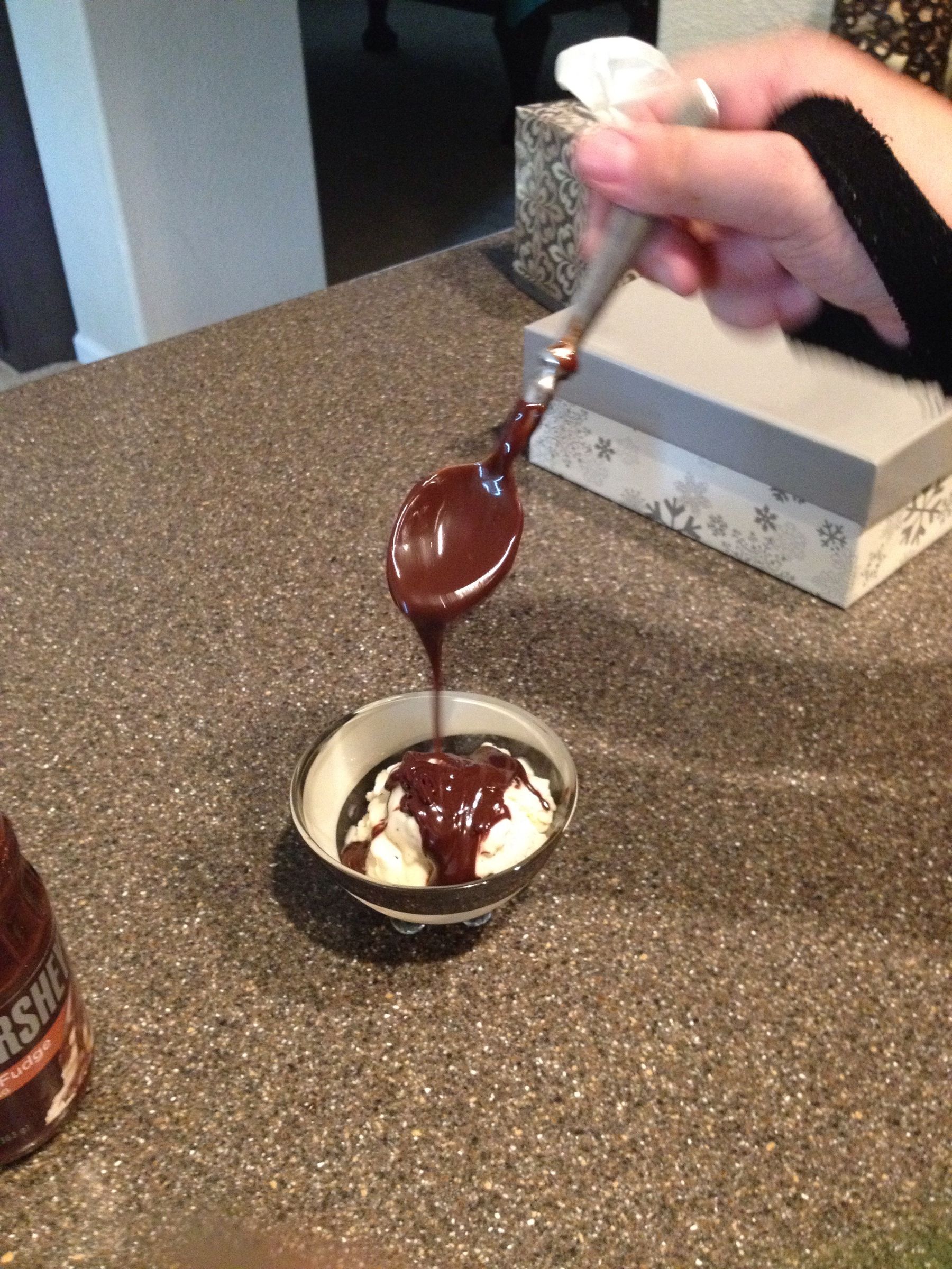 How to Make a Ice Cream Sundae : 4 Steps - Instructables