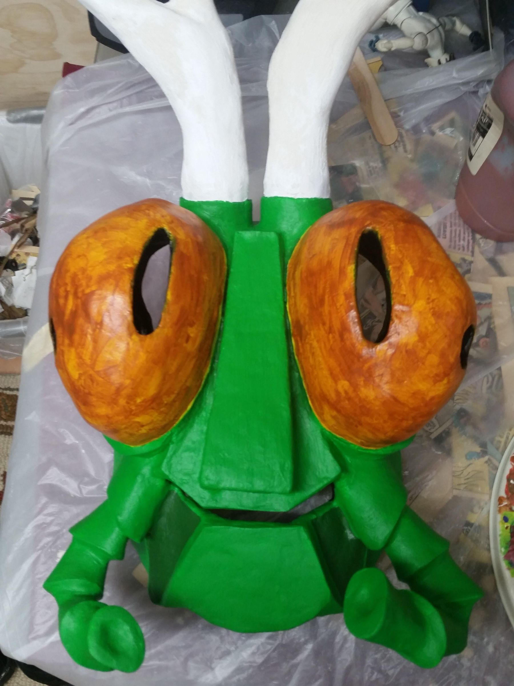 Buck Grasshopper Mask : 9 Steps (with Pictures) - Instructables