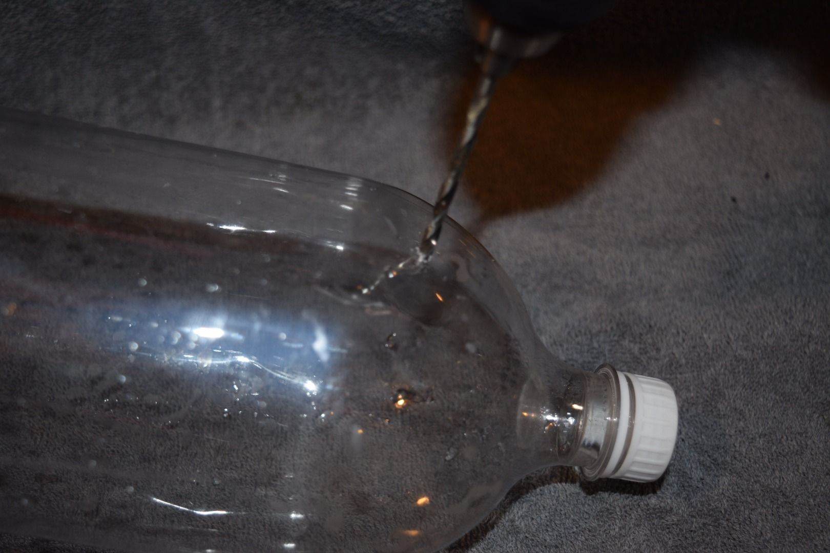 Explosive Water Through Electrolysis : 6 Steps - Instructables