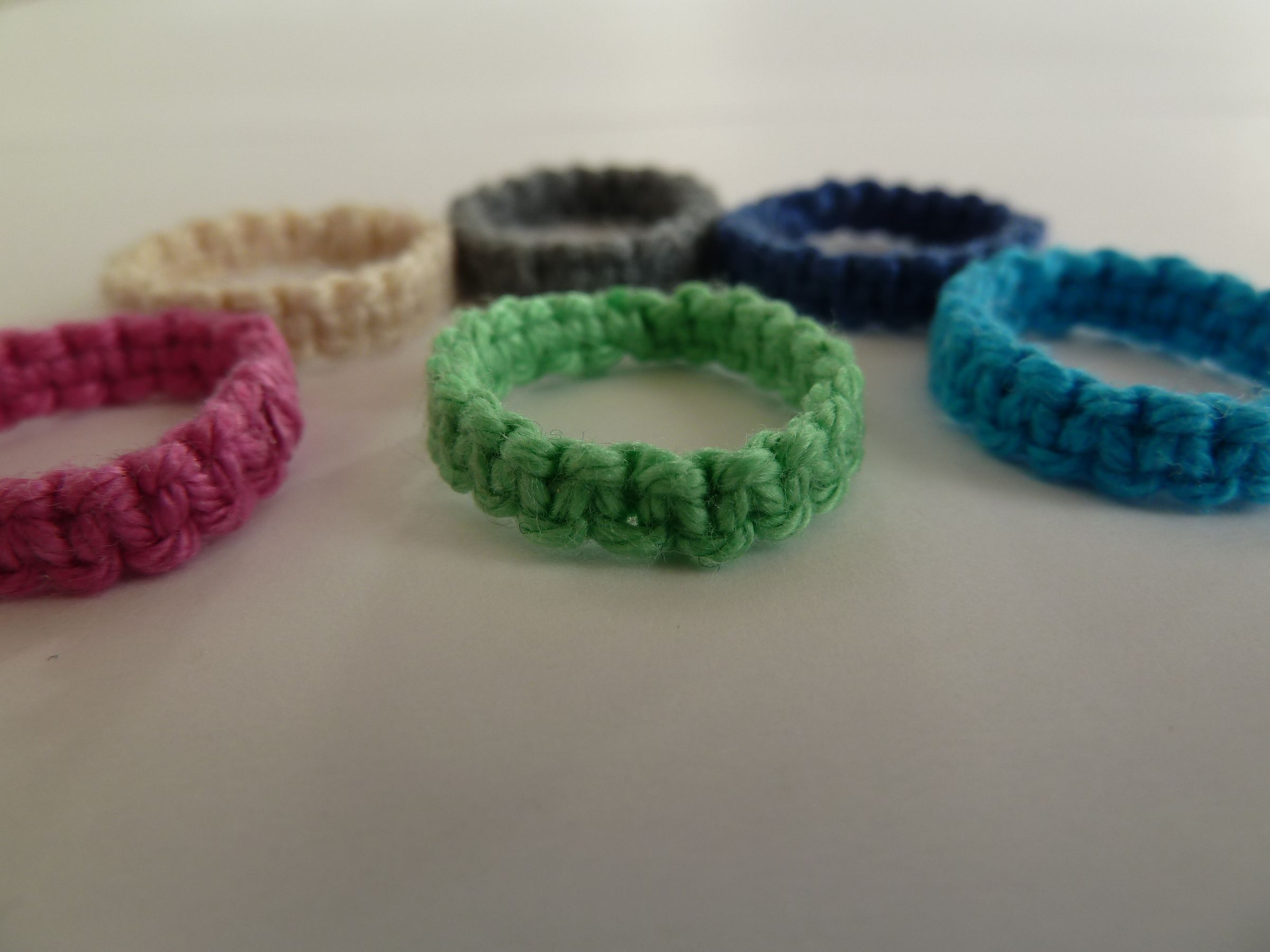 Macrame Rings : 5 Steps (with Pictures) - Instructables