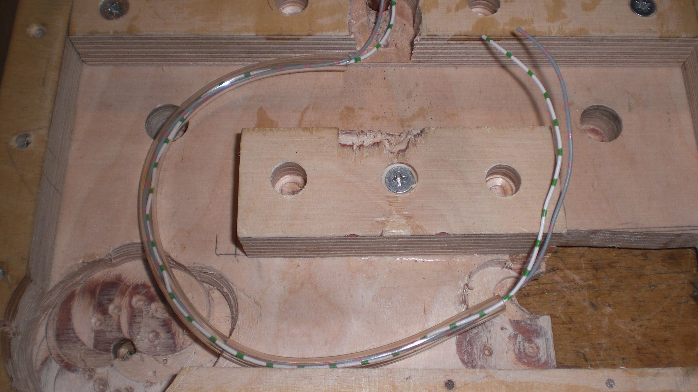 UV-Fluorescence Steampunk Lamp : 8 Steps (with Pictures) - Instructables