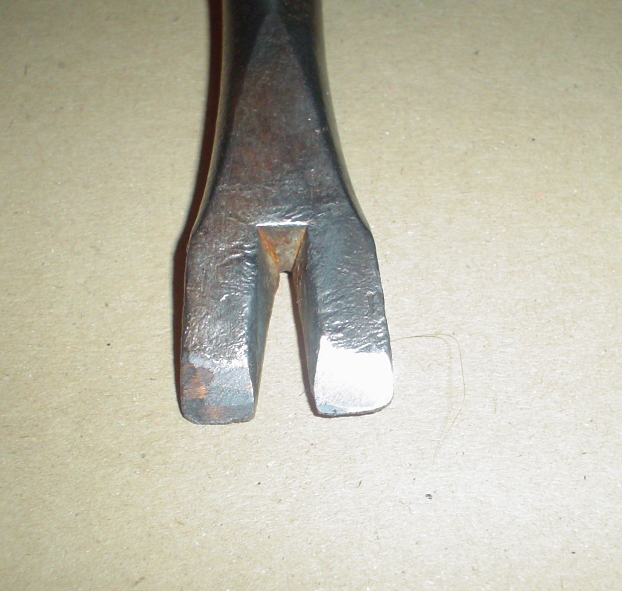 Refurbish a Rusted Crowbar : 3 Steps - Instructables