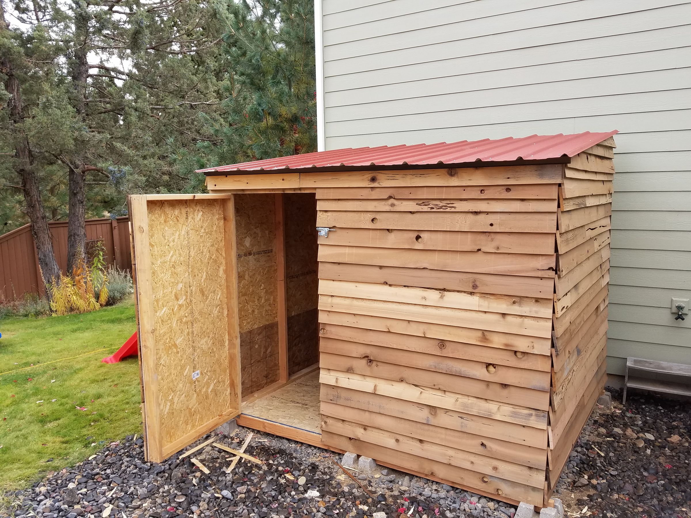 Reclaimed Nearly Free Tool Shed : 9 Steps (with Pictures) - Instructables