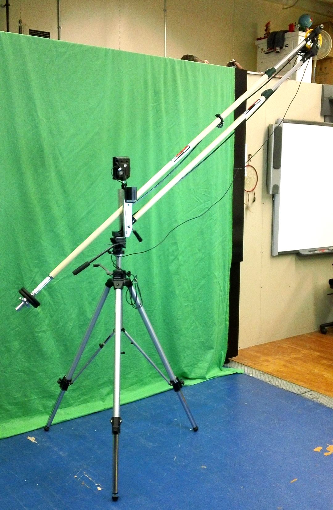 DIY Camera Crane - the Wooster Sherlock 1.0 : 7 Steps - Instructables
