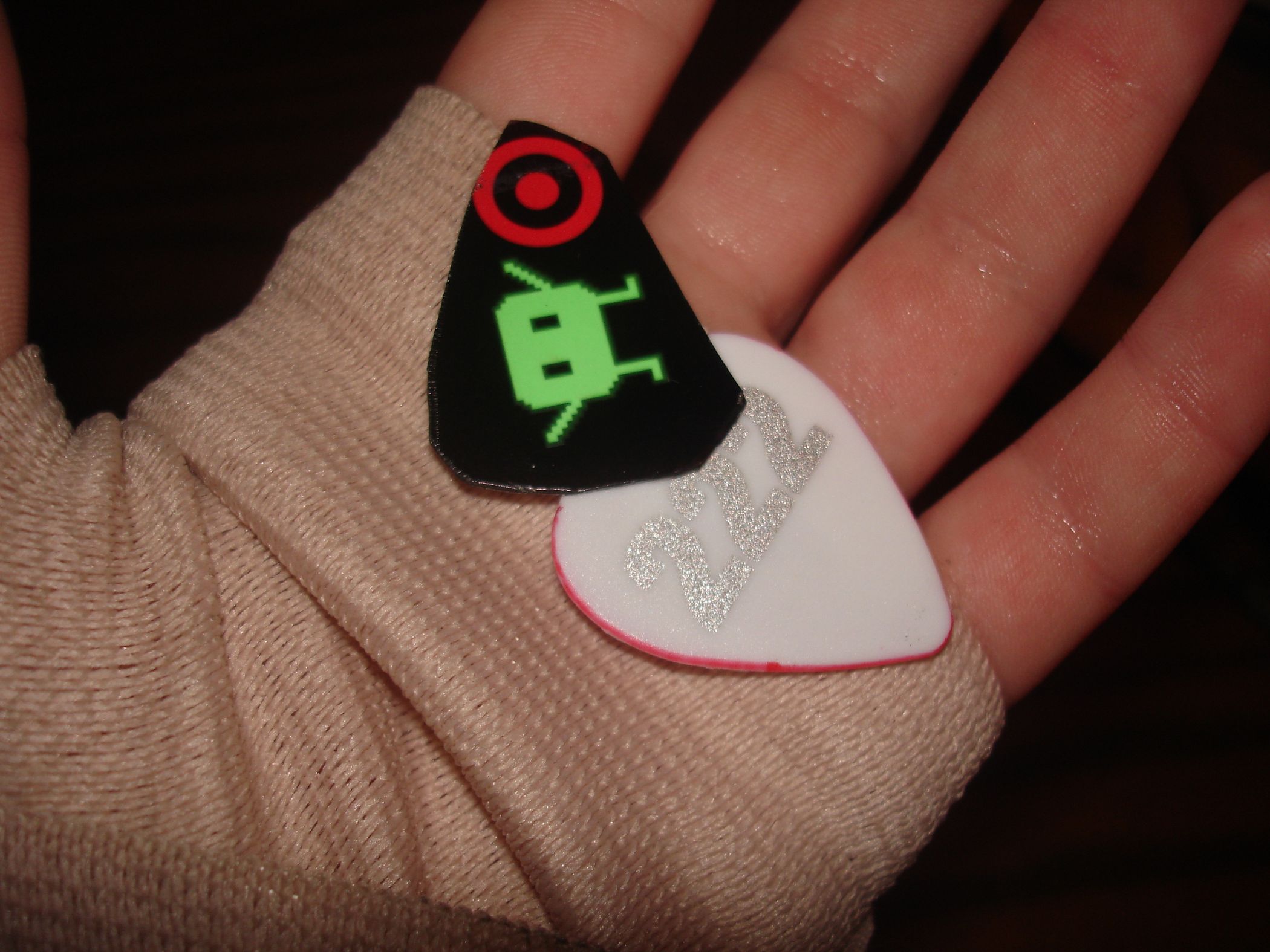 DIY Guitar Pix : 6 Steps - Instructables
