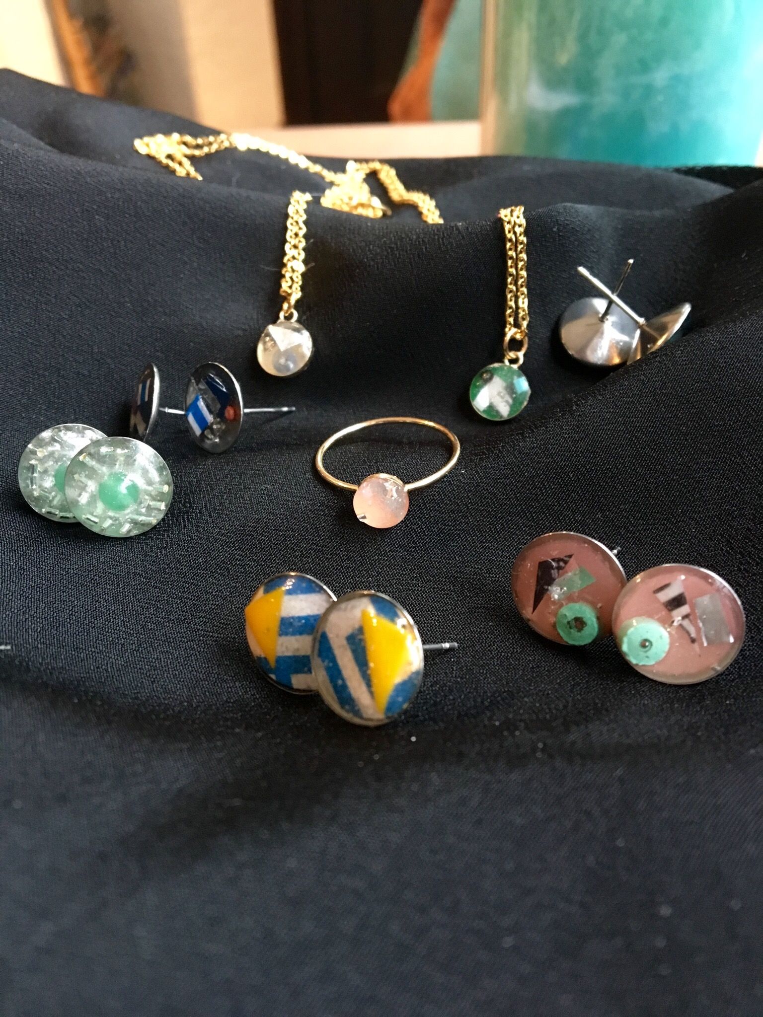 Bezel Inlay Jewelry : 4 Steps (with Pictures) - Instructables