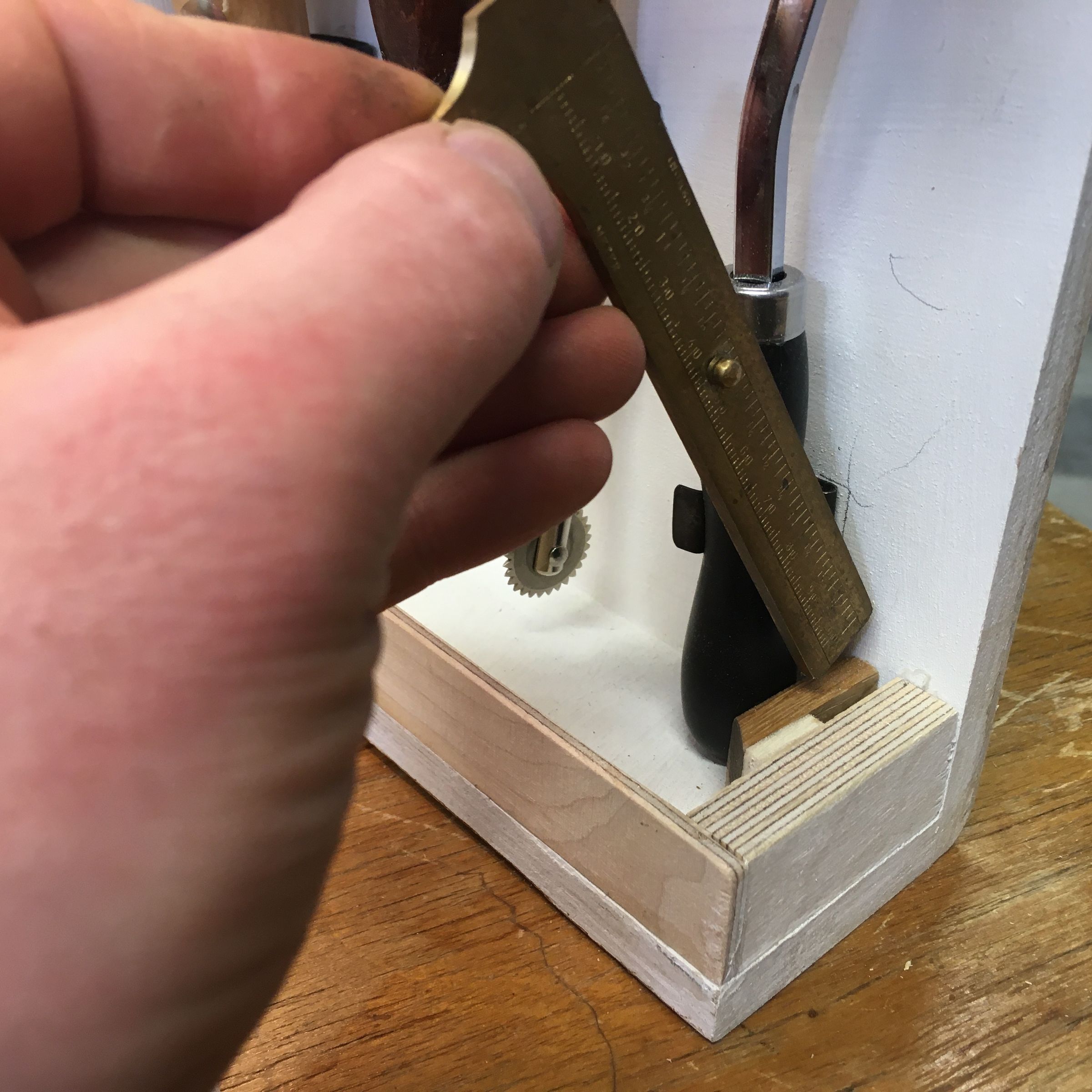 Portable Leather Workshop : 9 Steps (with Pictures) - Instructables