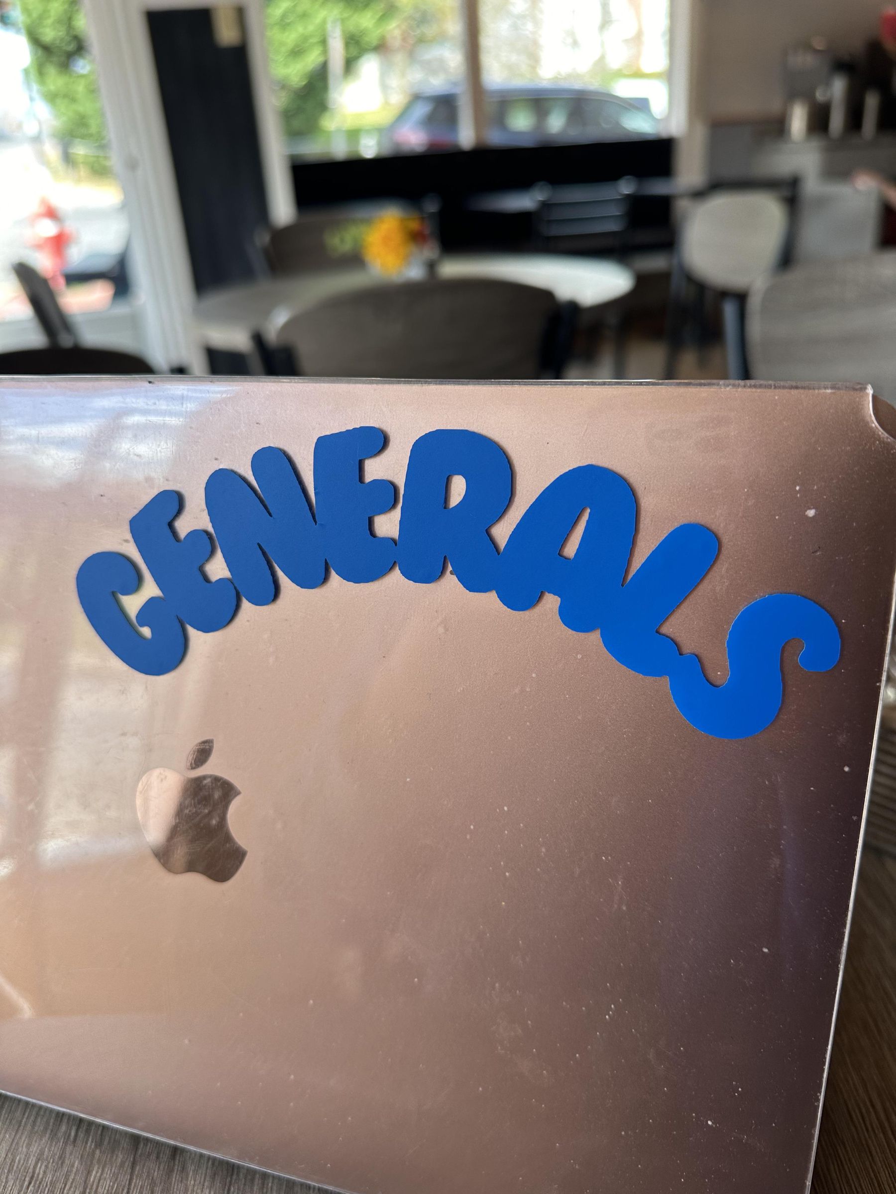 Vinyl Cut Logo Stickers : 5 Steps (with Pictures) - Instructables