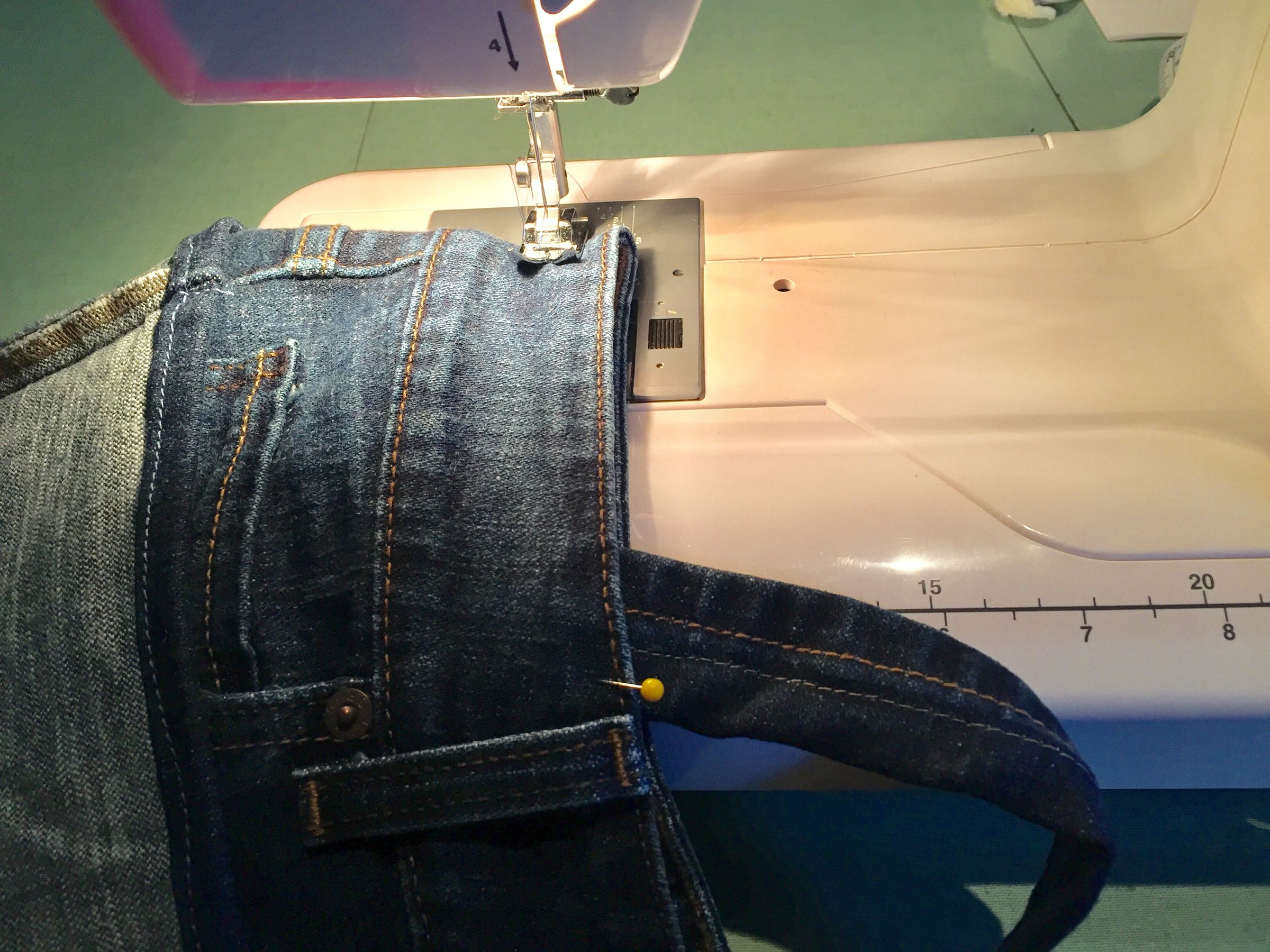 Recycled Jeans Step Ladder Caddy : 6 Steps (with Pictures) - Instructables