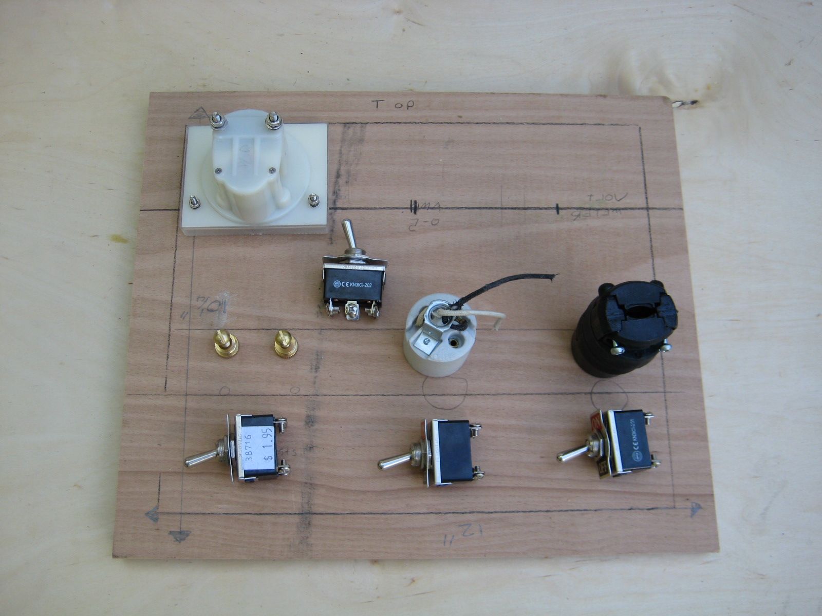 Build an Analog Electricity Usage Meter : 8 Steps (with Pictures ...