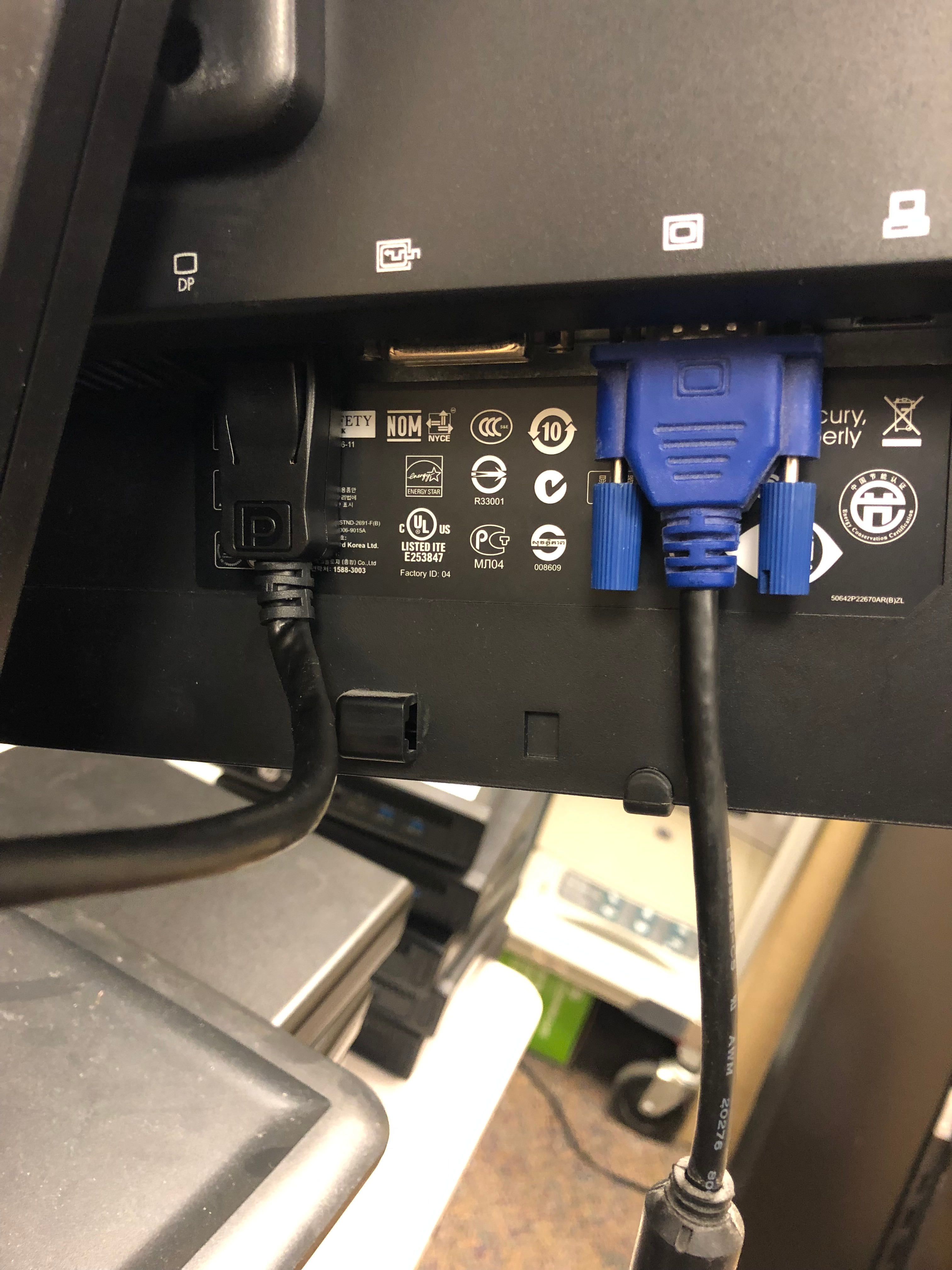 Dual Screen Monitors Setup : 7 Steps - Instructables