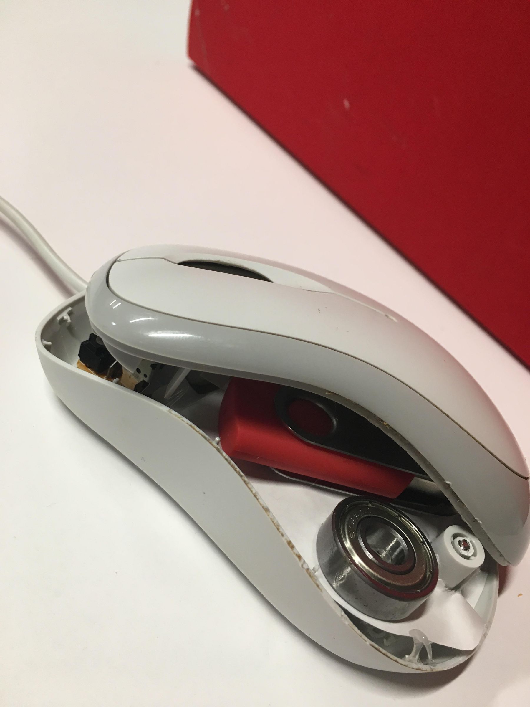 Hidden Mouse Compartment : 6 Steps - Instructables