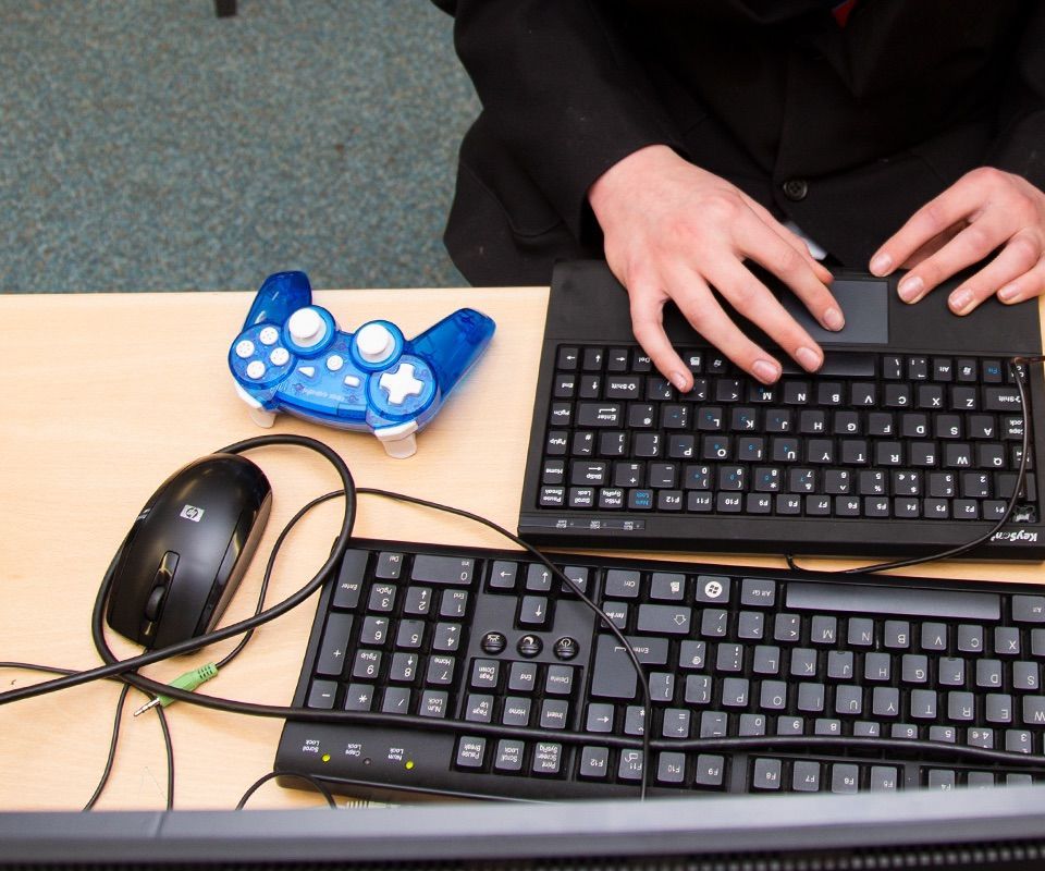 How to Install Operating System on Raspberry Pi : 15 Steps (with ...
