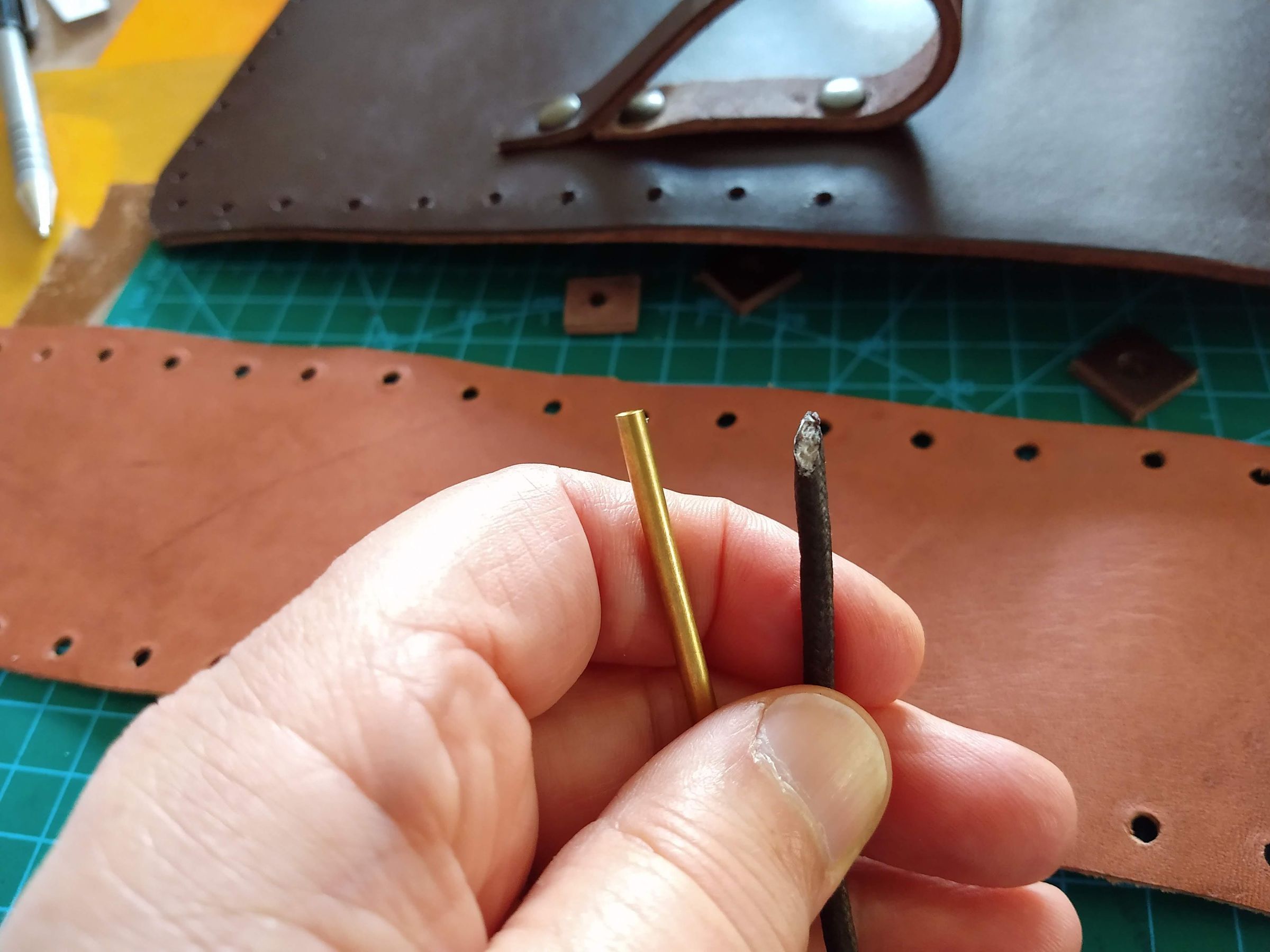 Laced Leather Belt Bag : 14 Steps (with Pictures) - Instructables