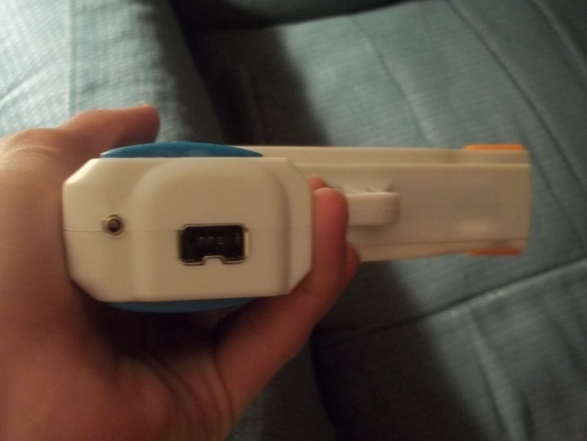 Add a Muzzle Flash to a Nyko Perfect Shot Wii Grip : 6 Steps ...