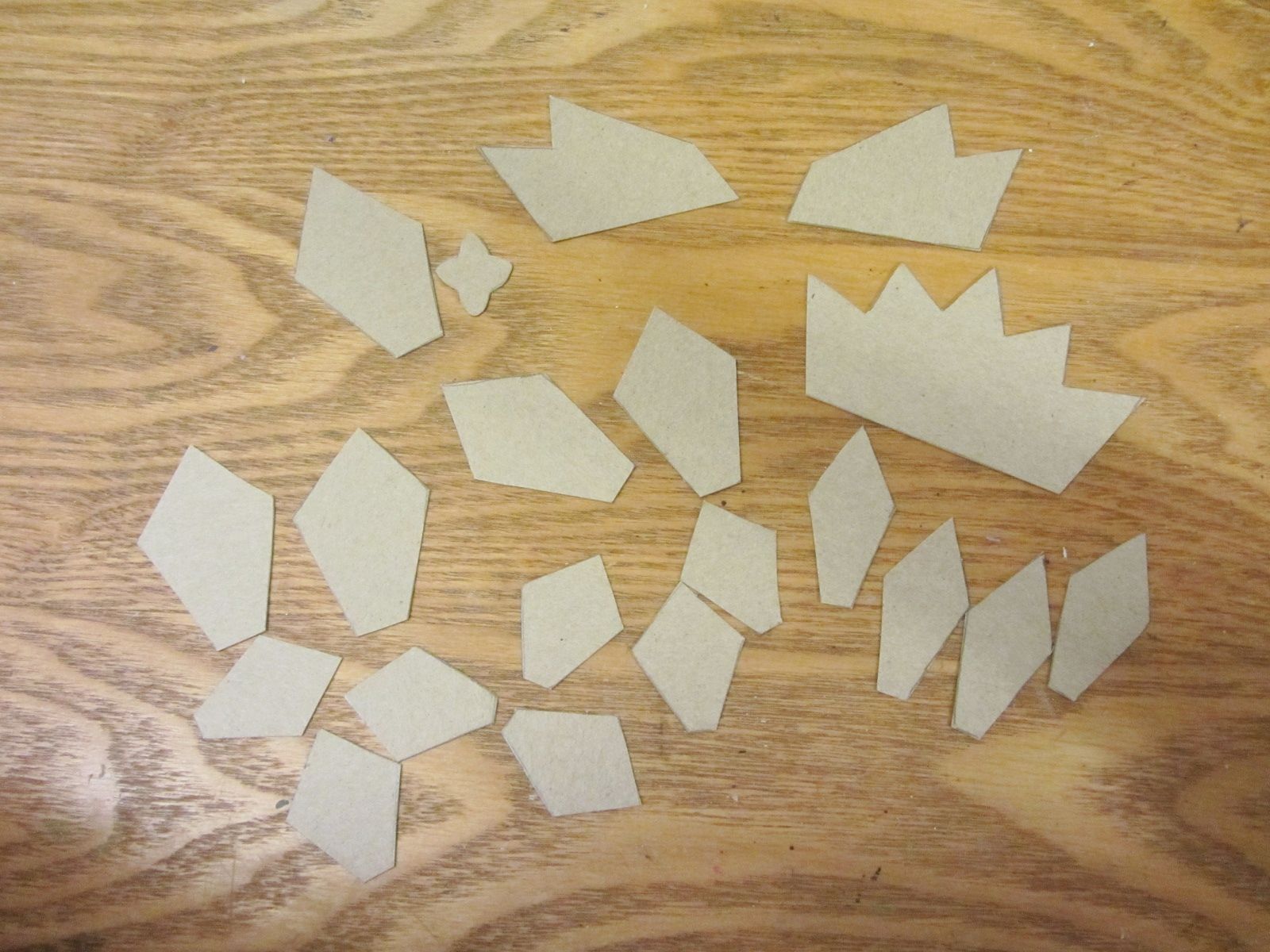 DIY Glinda the Good Tiara (Oz the Great and Powerful) : 7 Steps (with ...