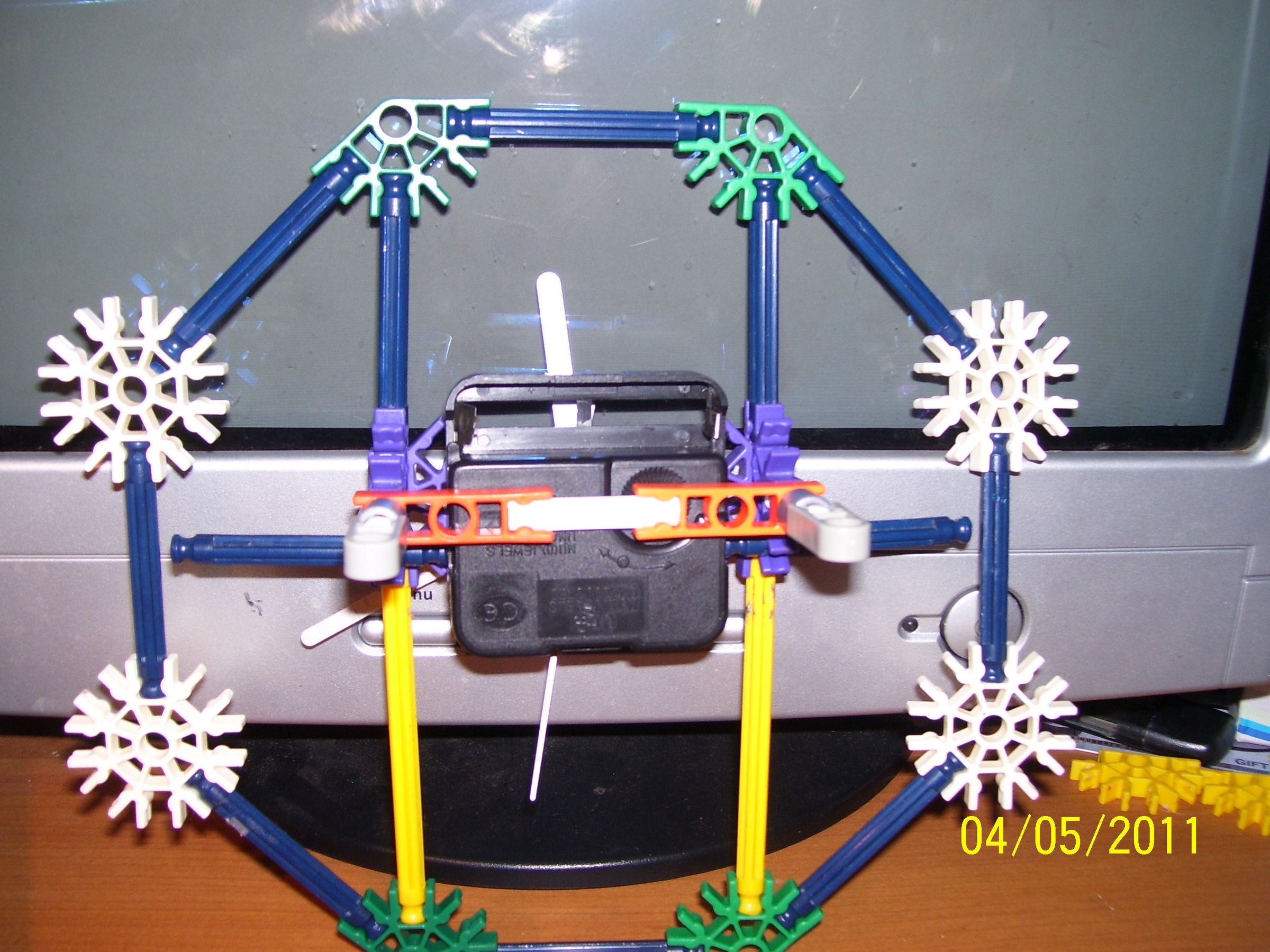 A Working Knex Clock - Instructables