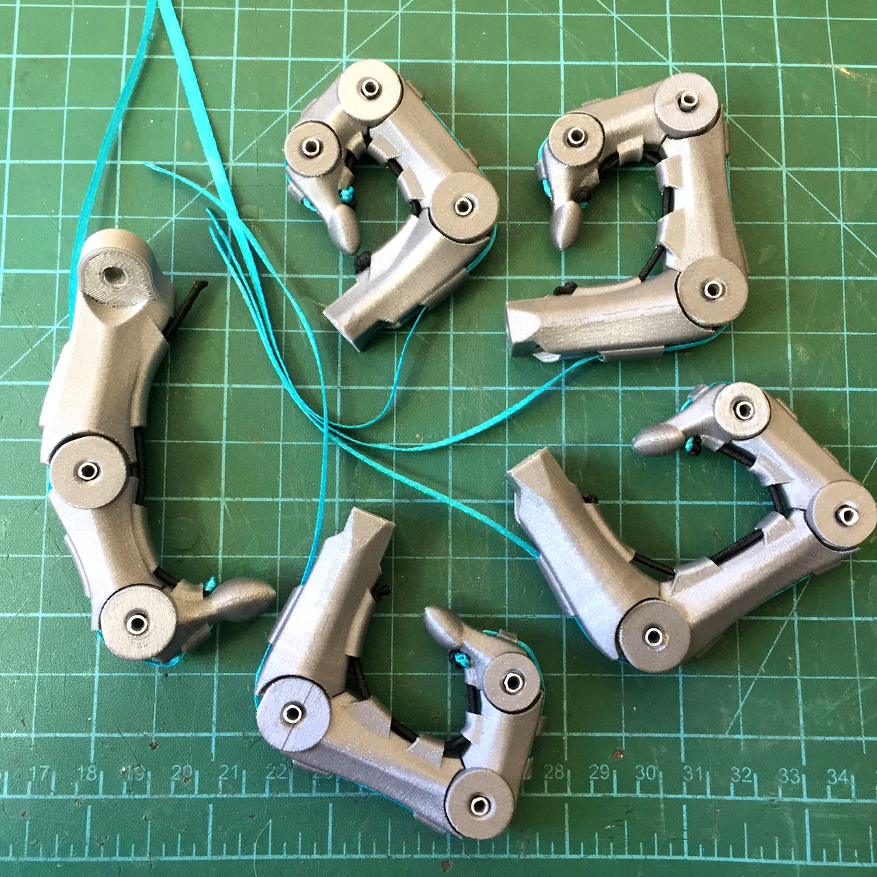 3D Printed Bionic Hand Skeleton : 8 Steps (with Pictures) - Instructables