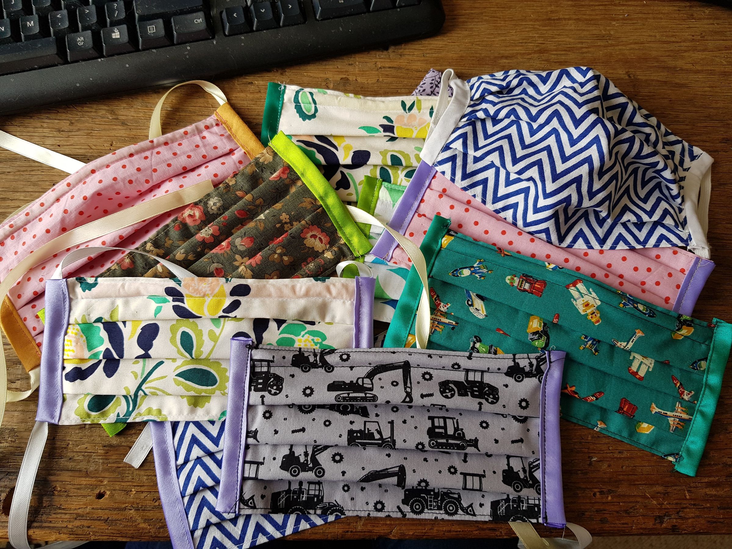 DIY Face Mask With Filter Pocket : 10 Steps (with Pictures) - Instructables