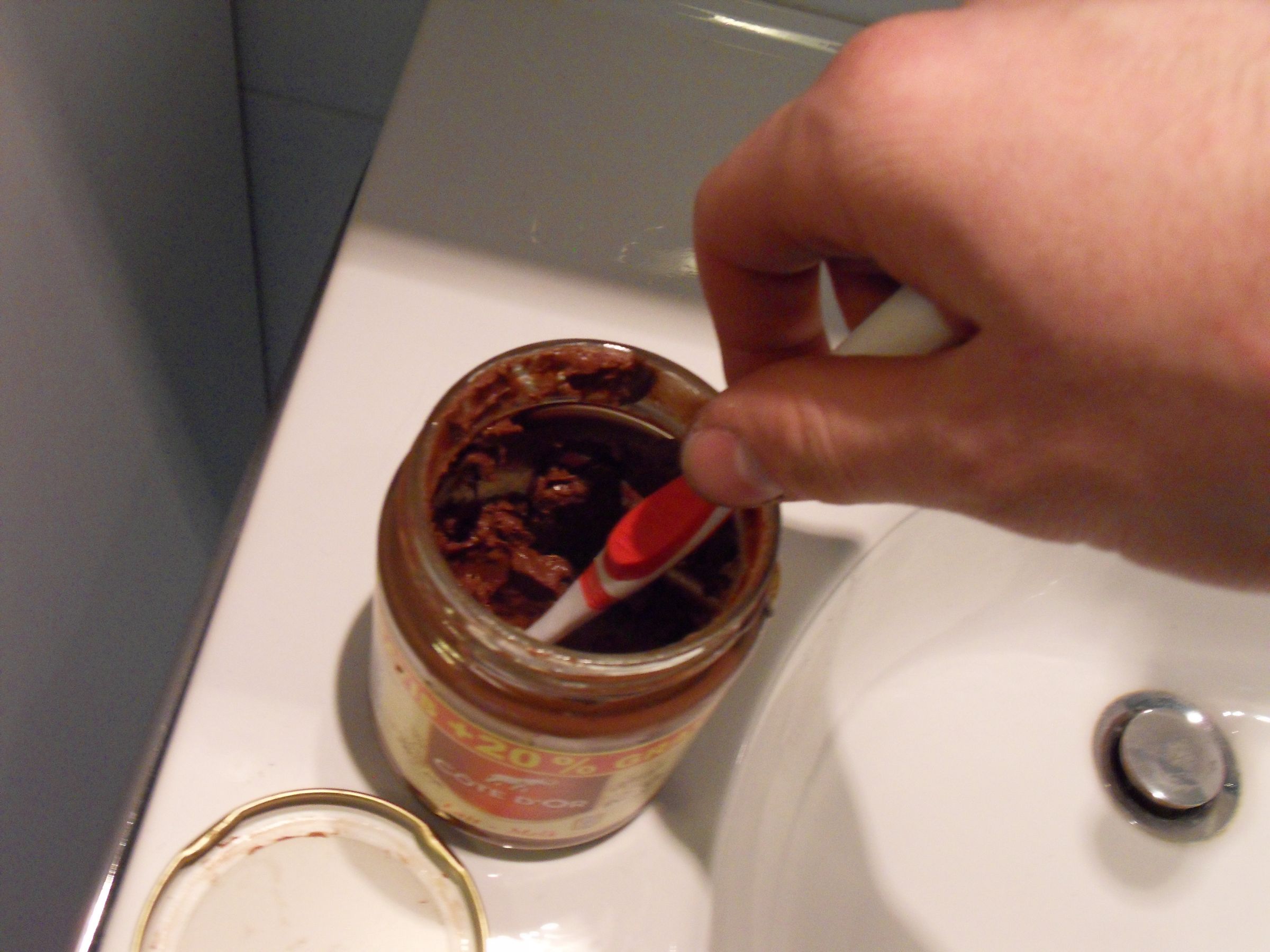How to Brush Your Teeth With Chocolate Spread : 10 Steps - Instructables