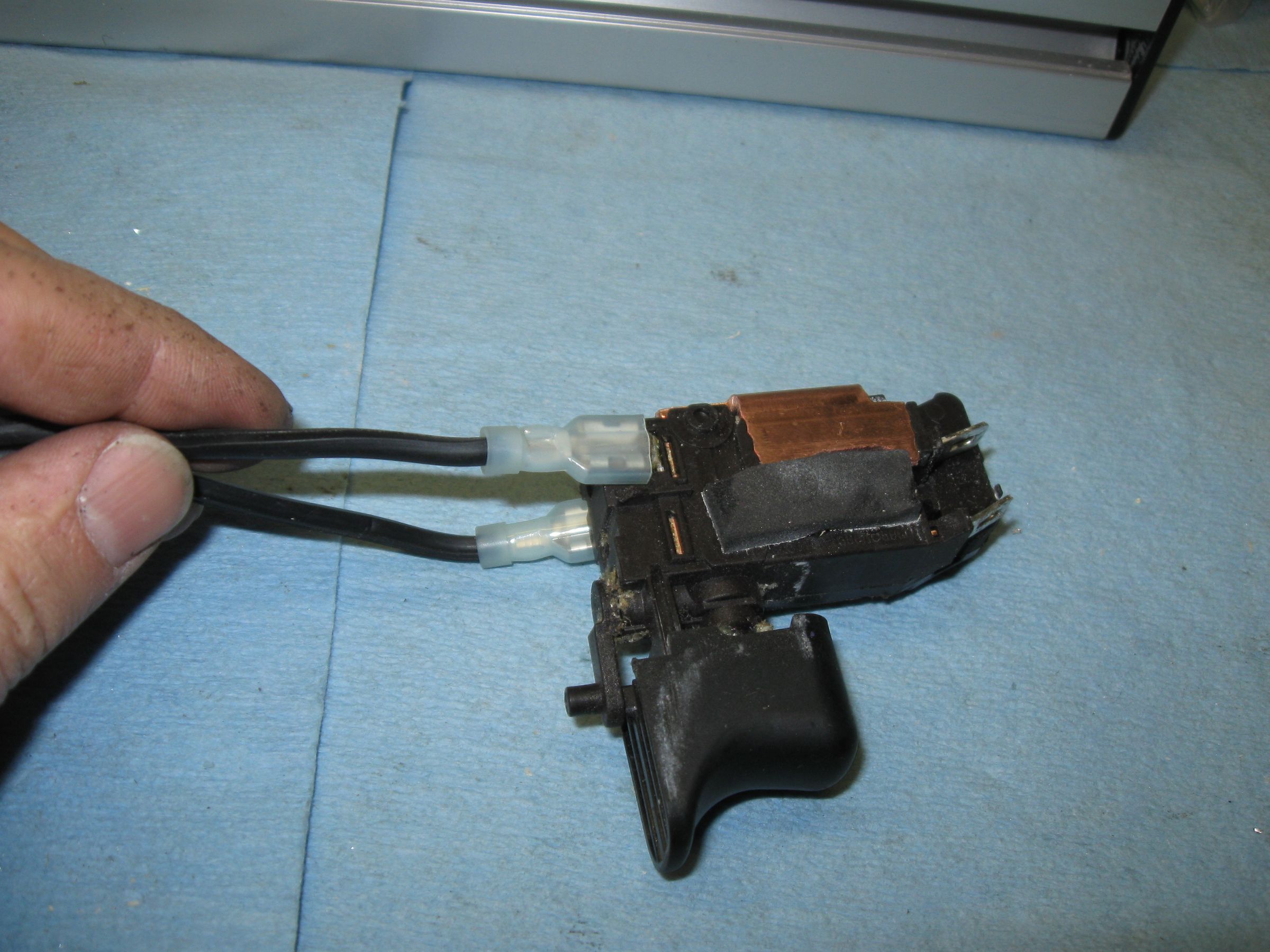 Mini Metal Lathe : 9 Steps (with Pictures) - Instructables