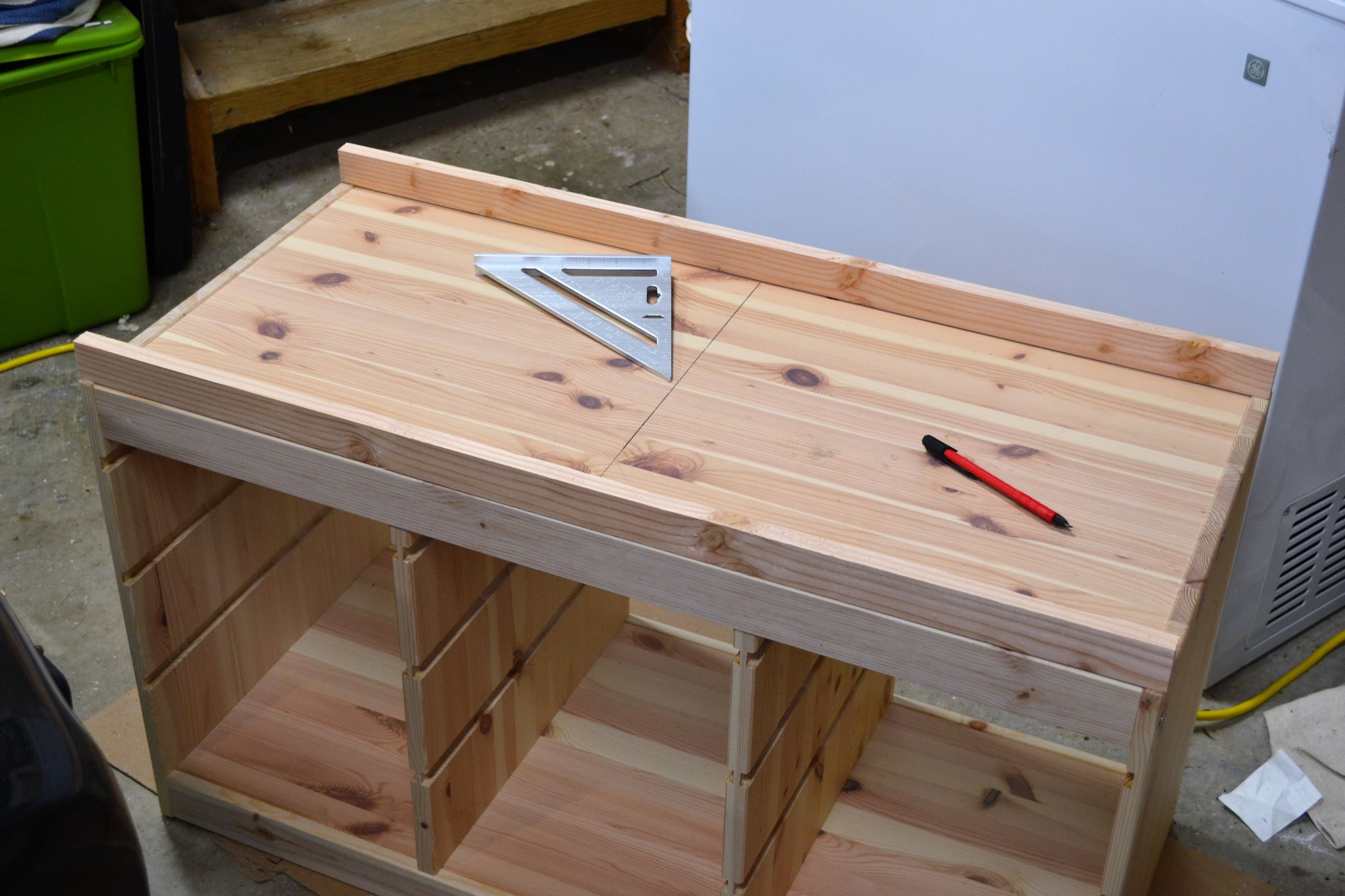 IKEA Trofast LEGO Table Conversion : 7 Steps (with Pictures ...