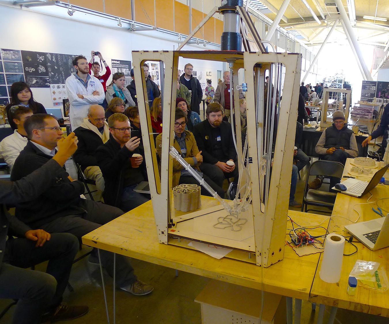 Stratum Networks Delta Robot : 6 Steps (with Pictures) - Instructables