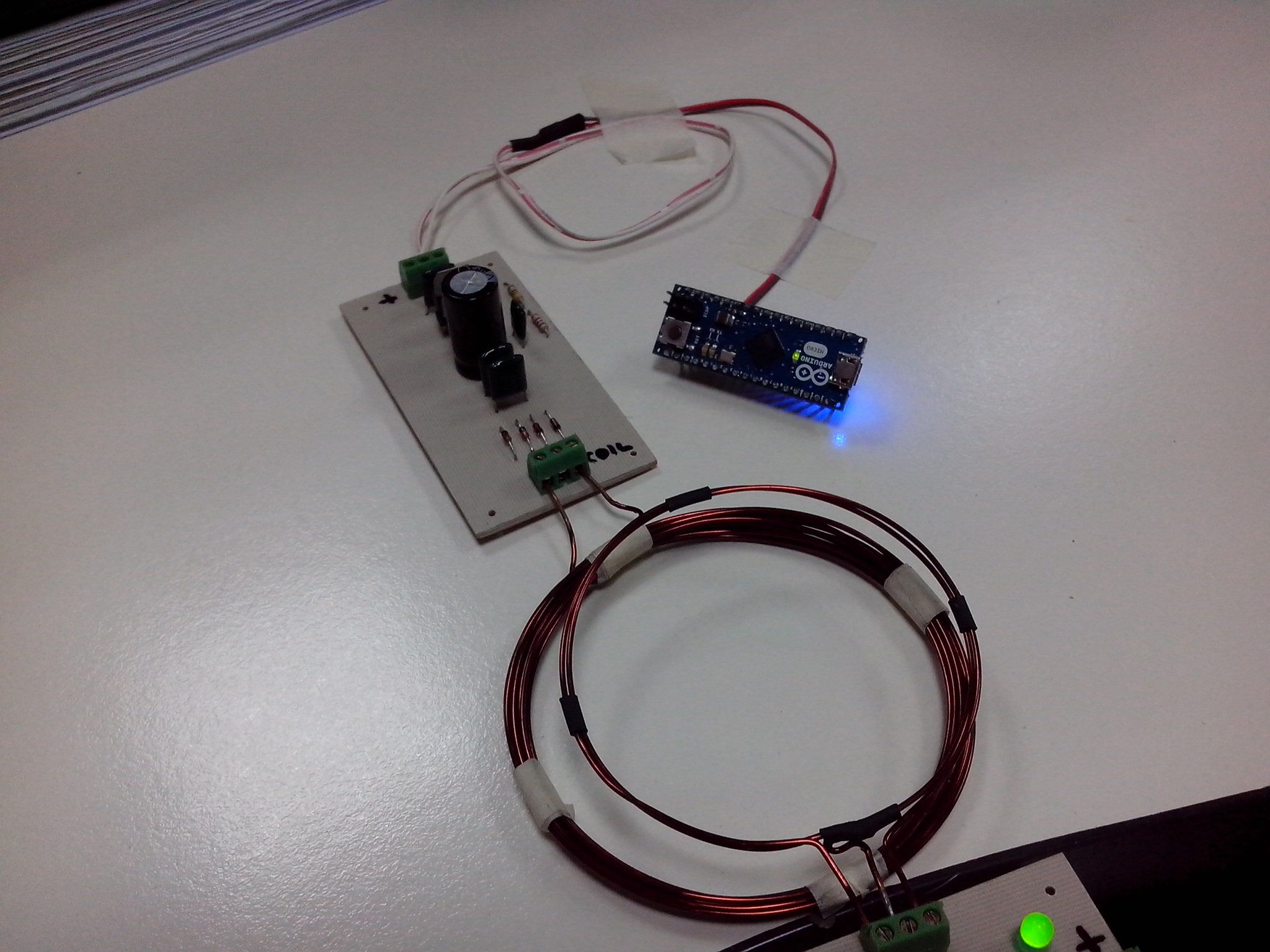 Wireless Power Transmitter and Receiver : 6 Steps - Instructables