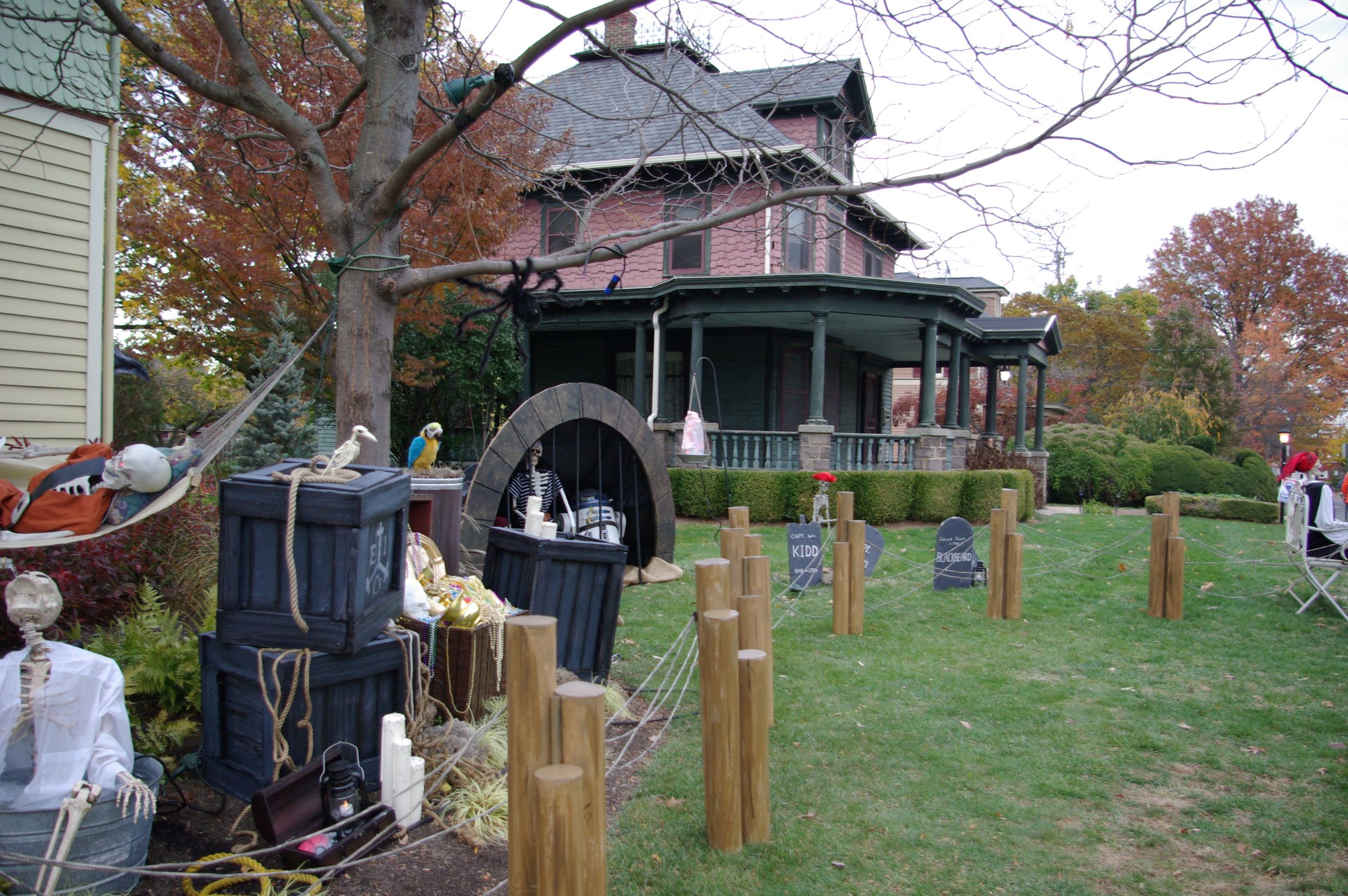 CardBoard Dock Pilings for Halloween Fence : 4 Steps (with Pictures ...