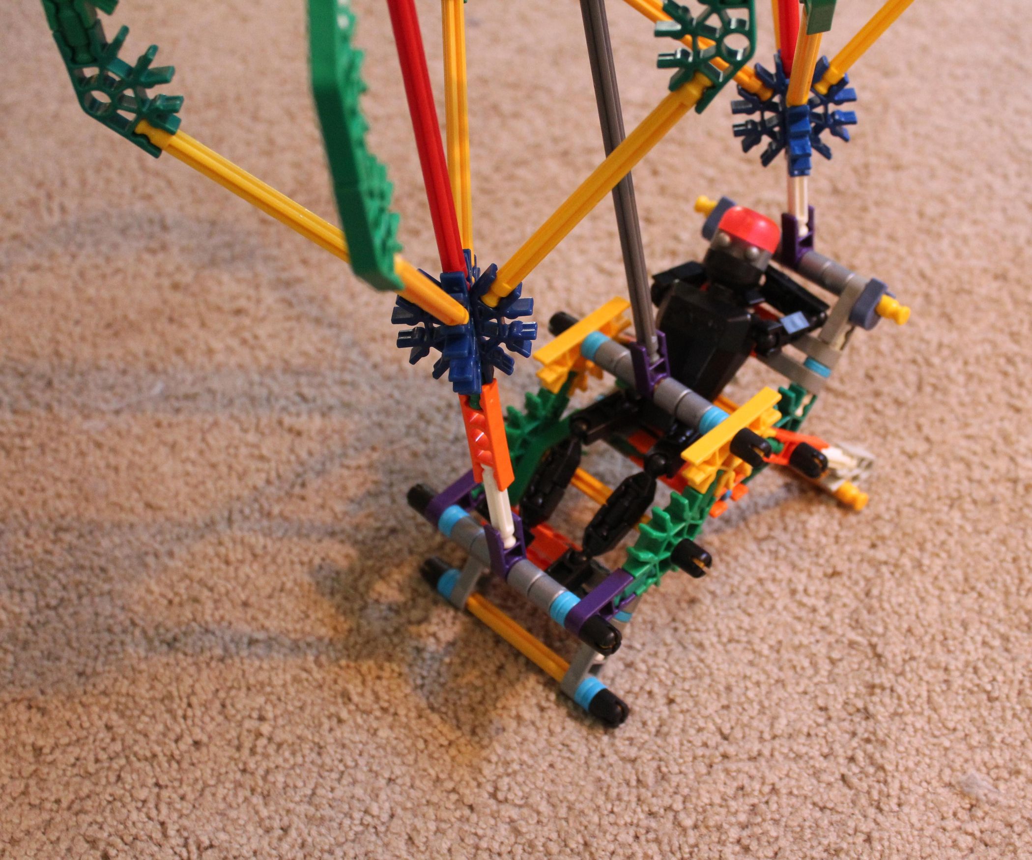 K'nex Flying Lawn Chair : 4 Steps - Instructables