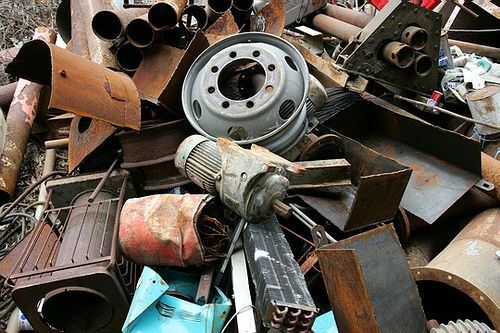 How to Scavenge Electronic Parts. (Free Parts for All) : 4 Steps ...