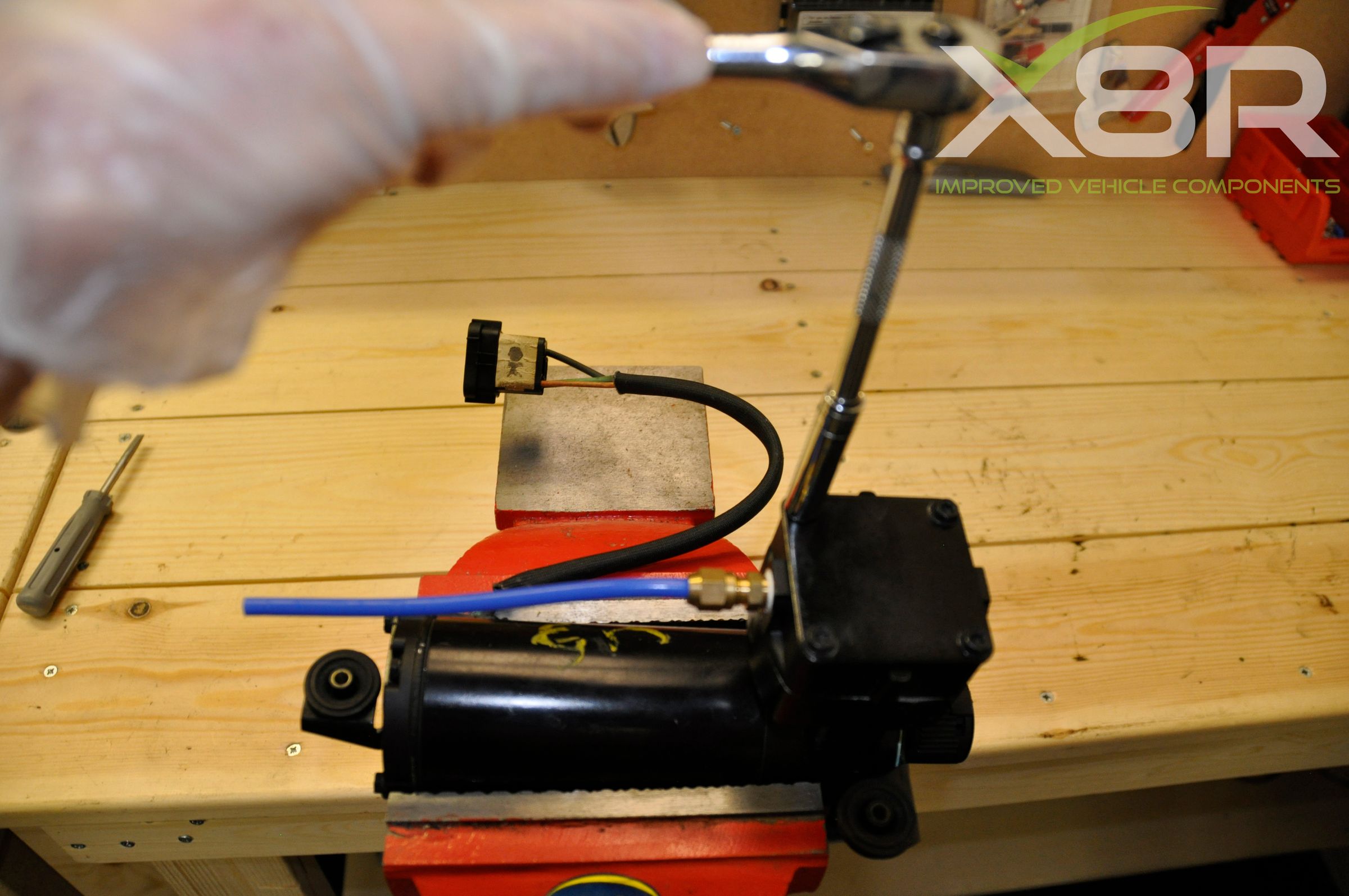 Range Rover P38 EAS Air Suspension Compressor Piston Seal and Filter ...