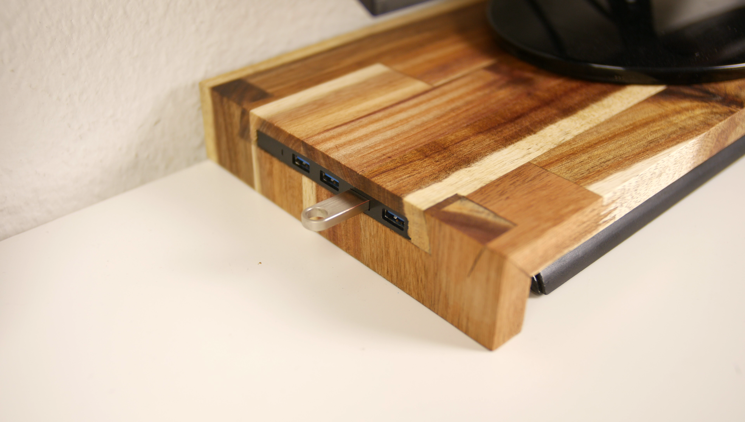 DIY Smart MONITOR STAND : 11 Steps (with Pictures) - Instructables