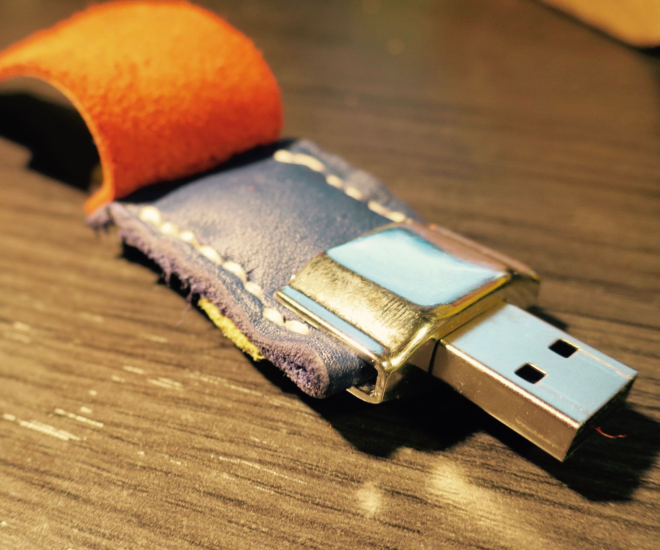 Leather USB Drive - Instructables